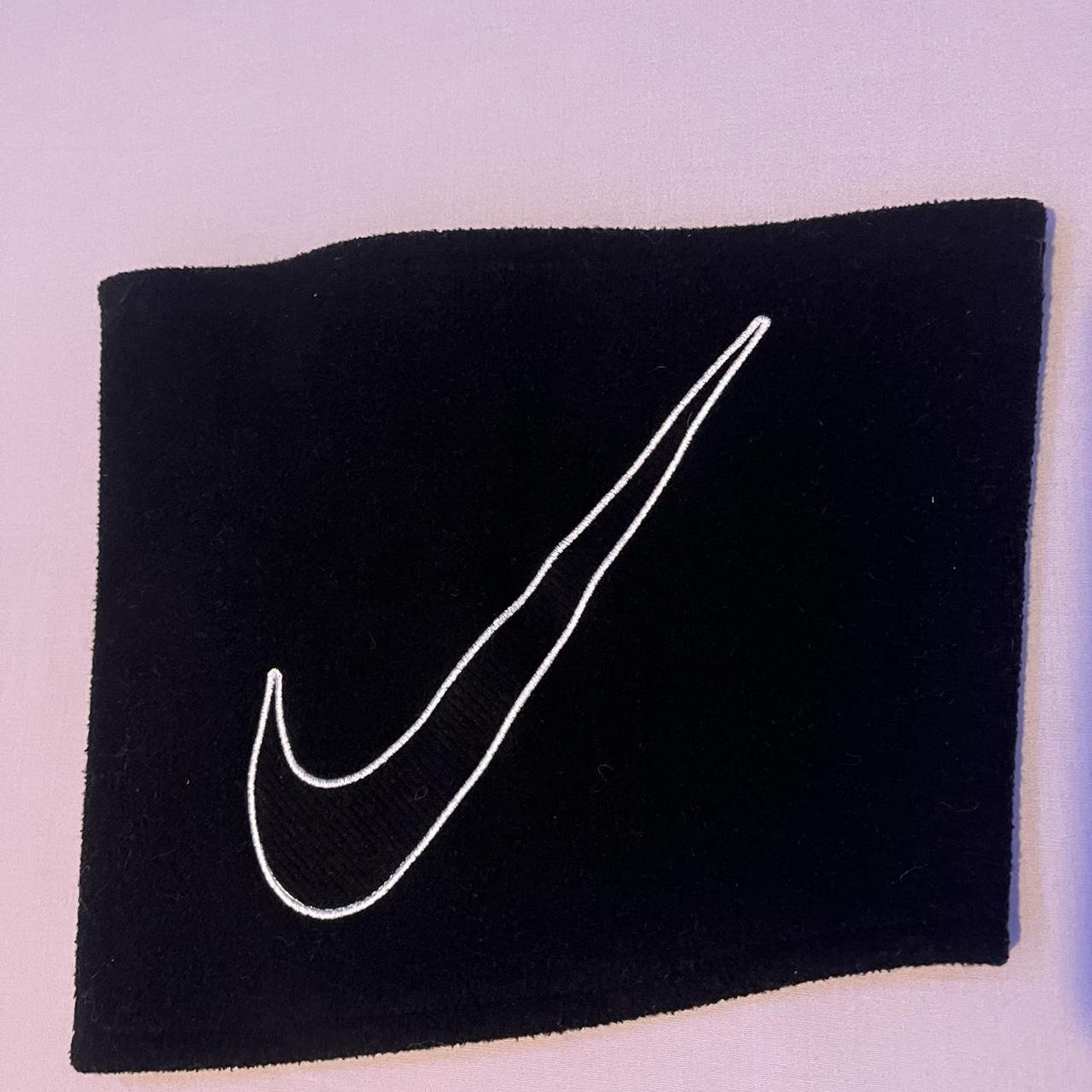 Nike snood/ face covering - Depop