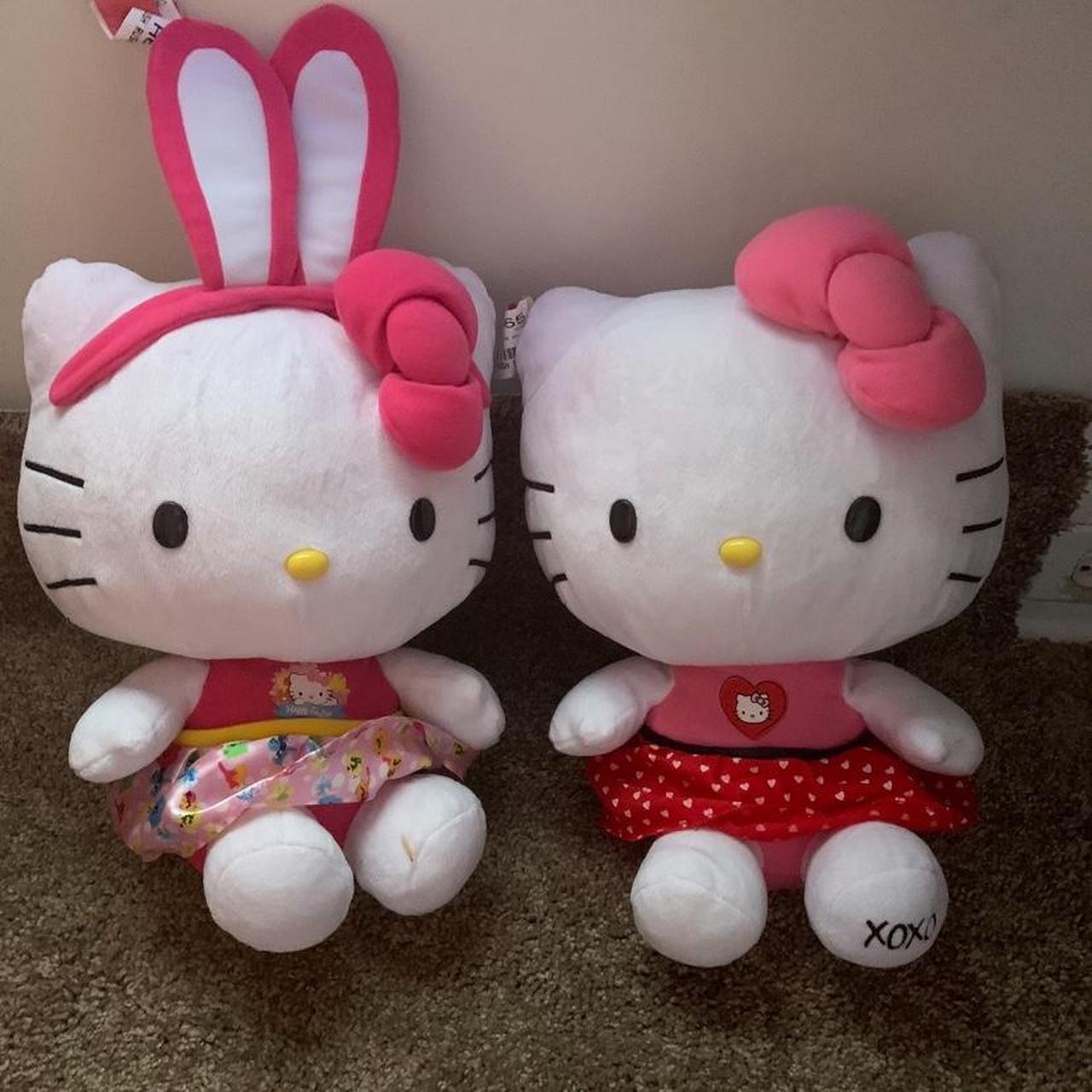 Double hello kitty plush Not sold separately - Depop