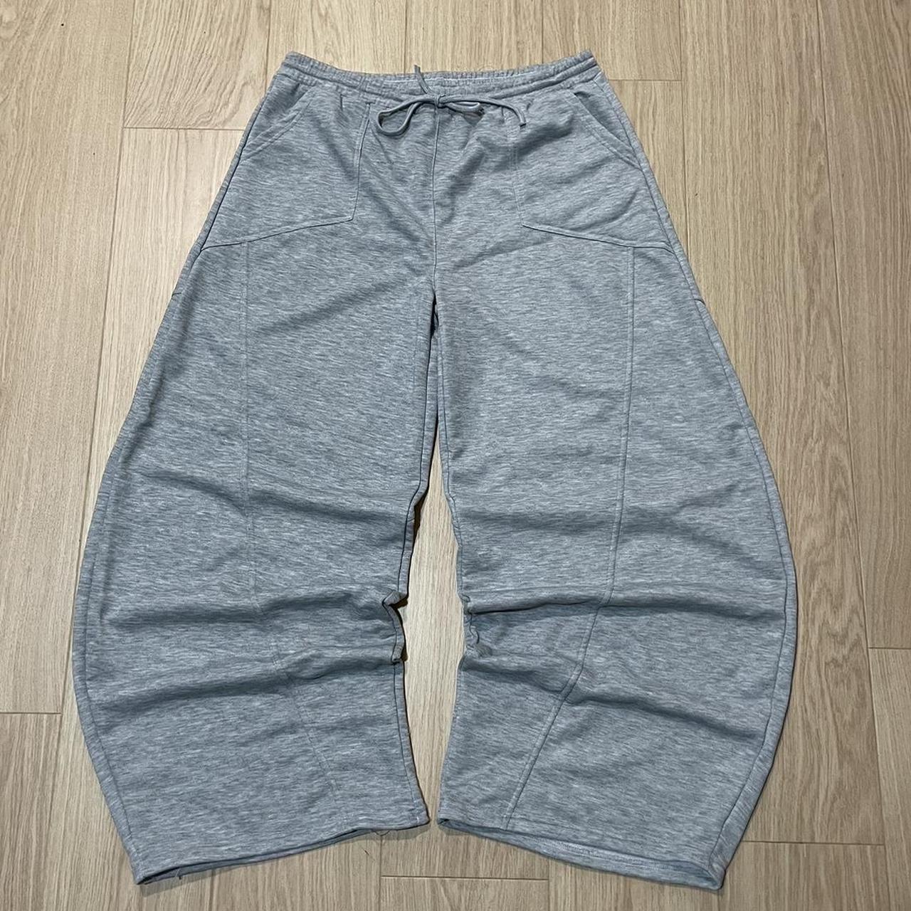 2000s baggy sweatpants Super sick Y2K wide leg... | Depop