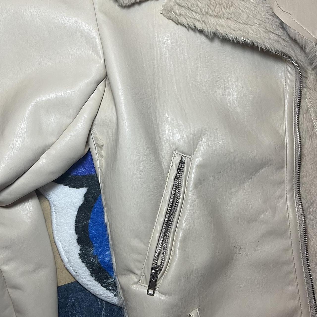 🐻AVIATOR PLT JACKET🐻 Fall is coming!!! This jacket... - Depop