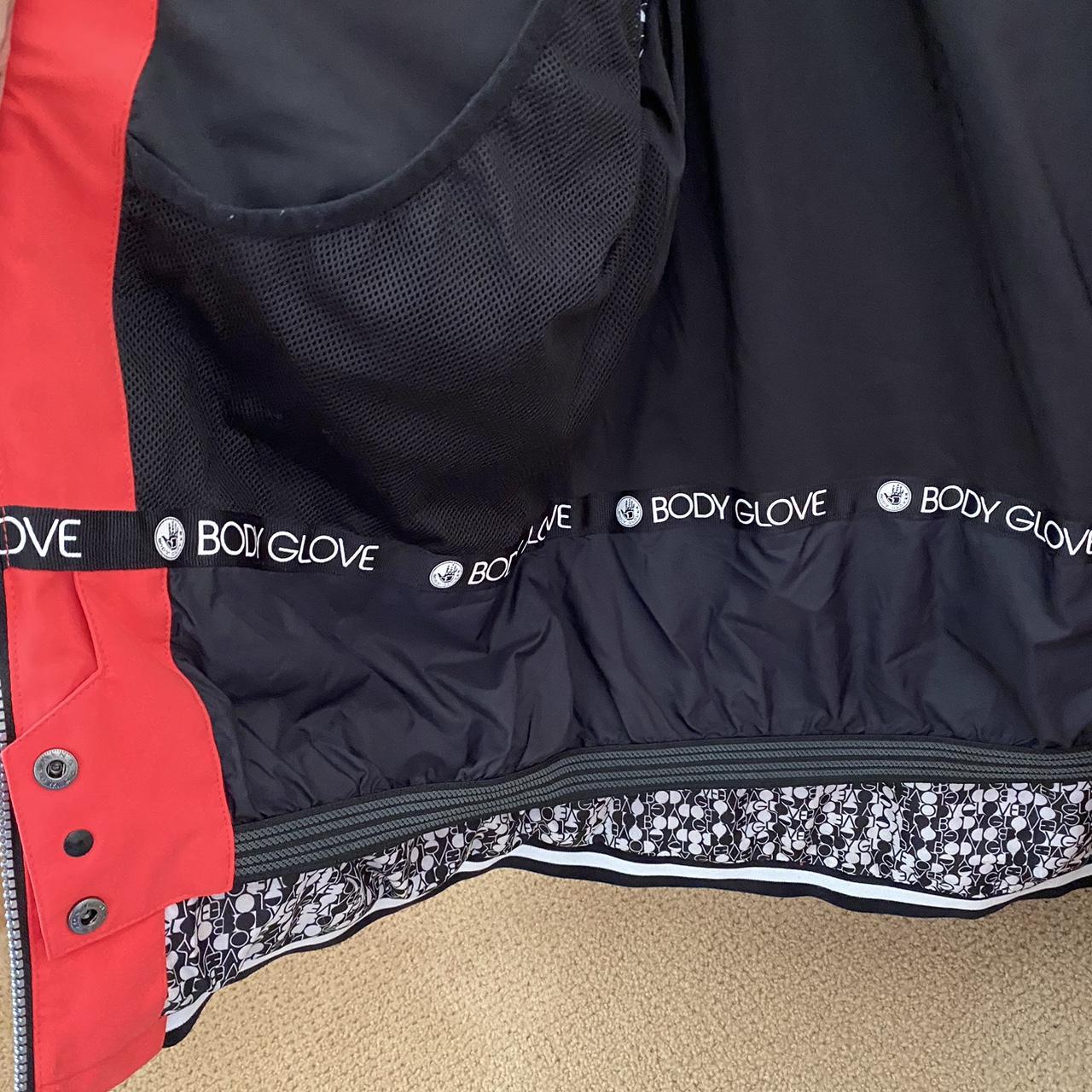 Body Glove ski jacket! ️ Super warm size:... - Depop