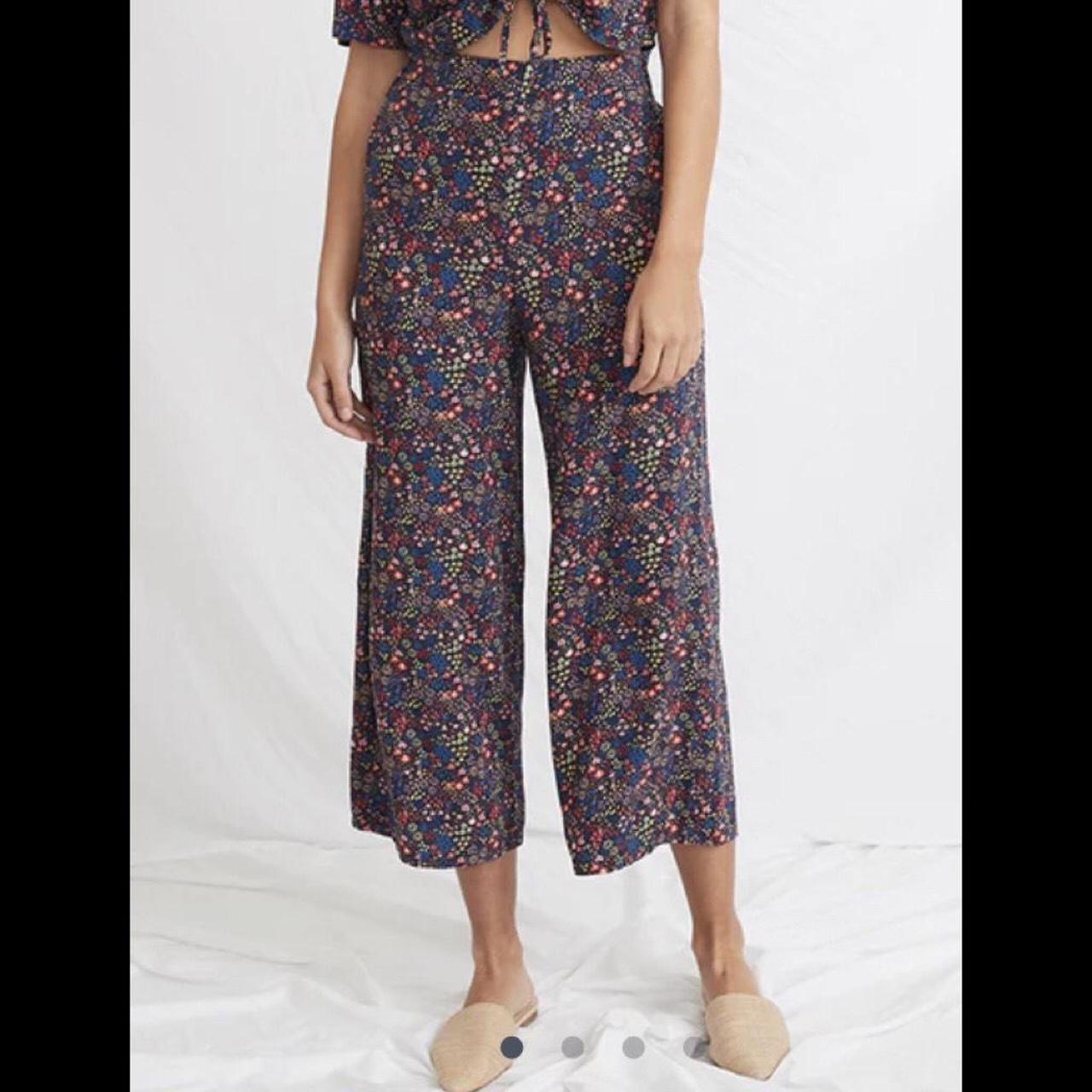 Marine Layer Kiley wide leg crop Blue floral pants... - Depop