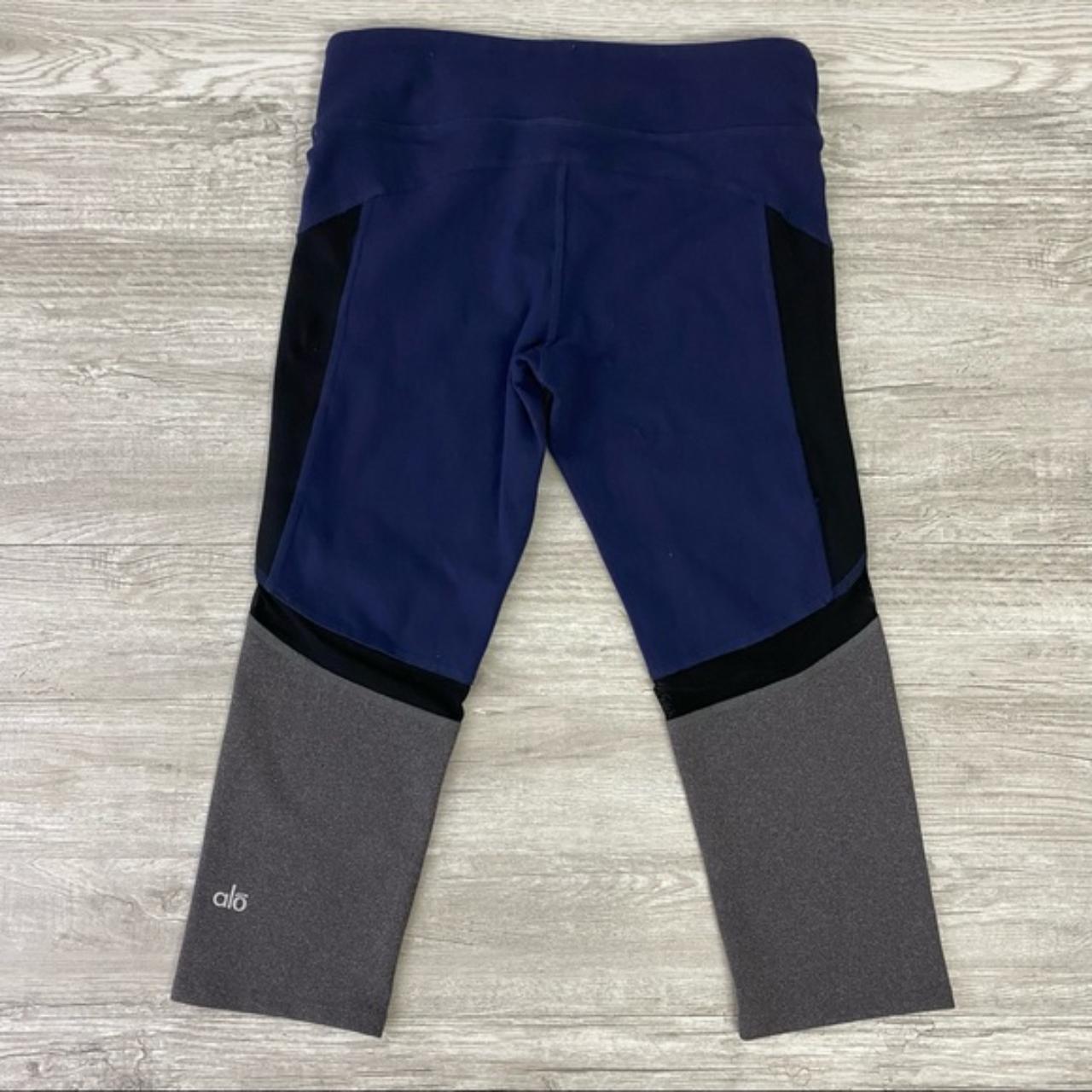 Alo Yoga Original logo Navy & Gray Mesh Panel Capri... - Depop