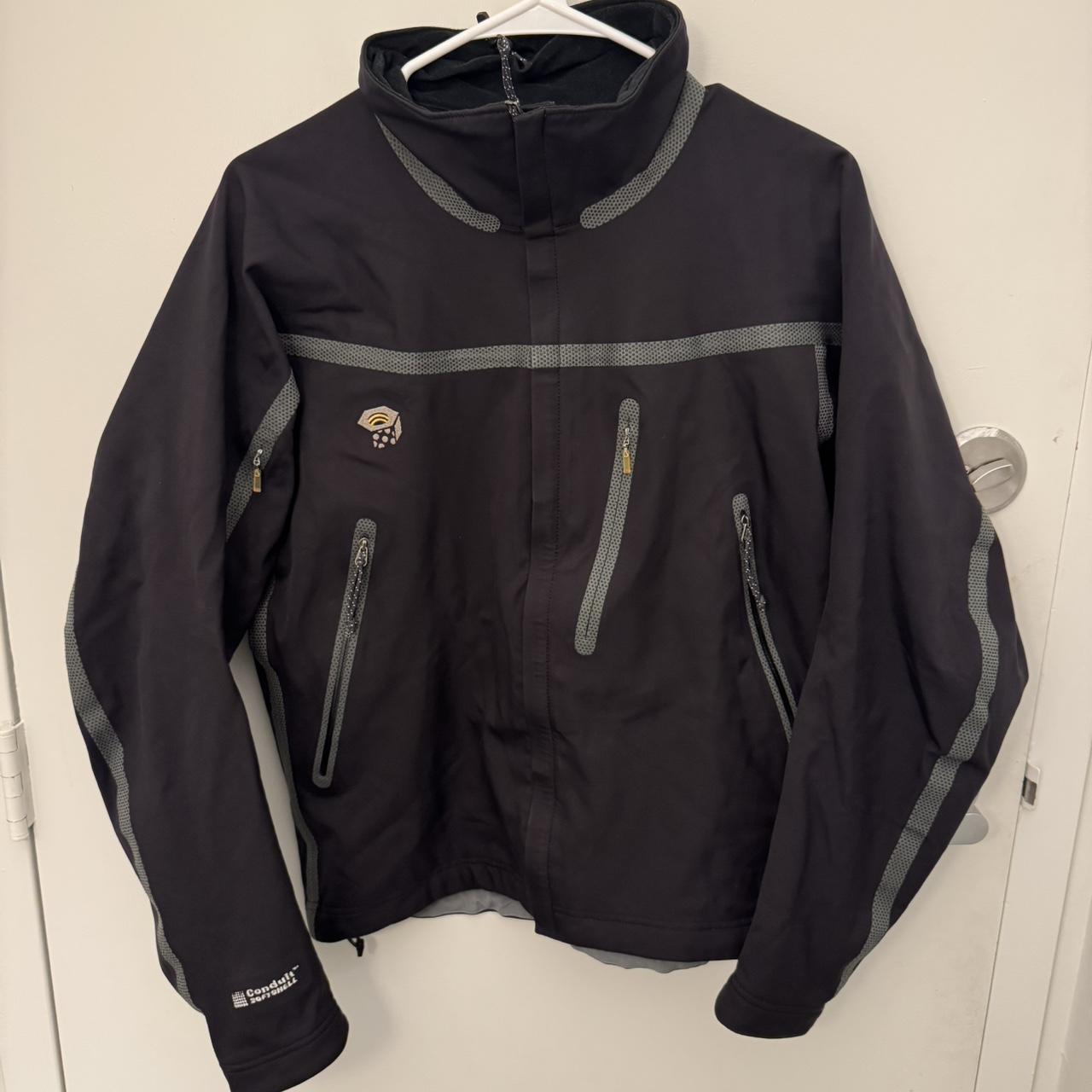 Mountain Hardwear Conduit Jacket Size small Good... | Depop