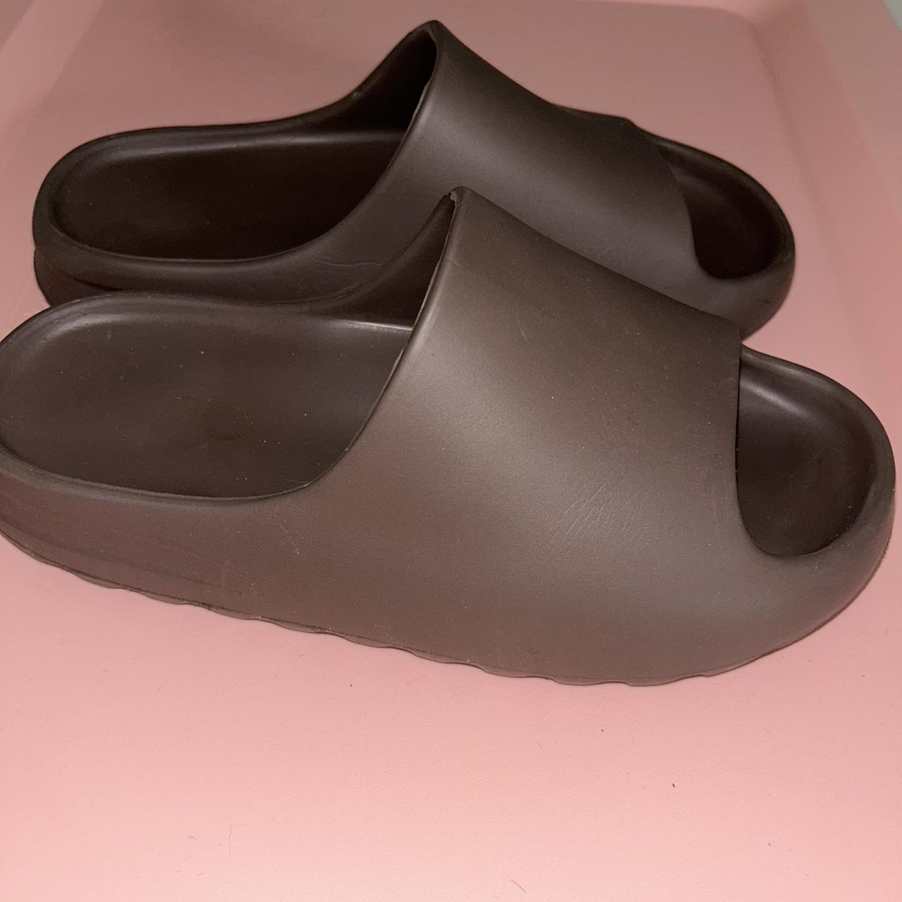 brown slides lightly worn size 7 - Depop