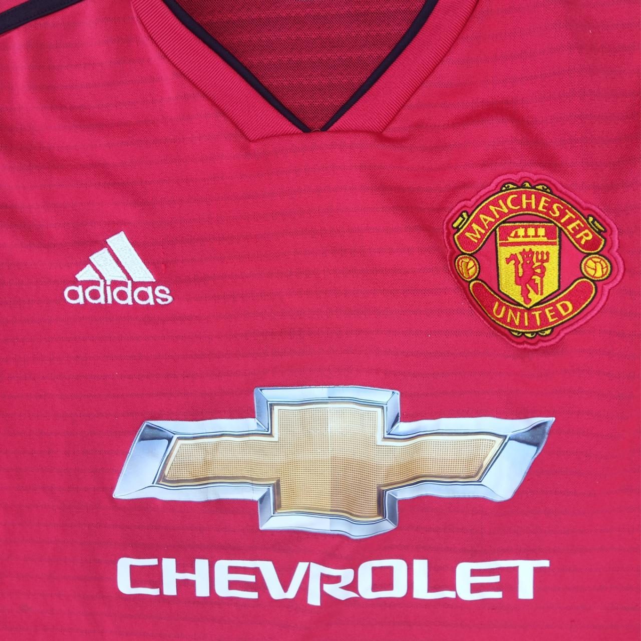 Manchester United Football kit Used and theres a... - Depop