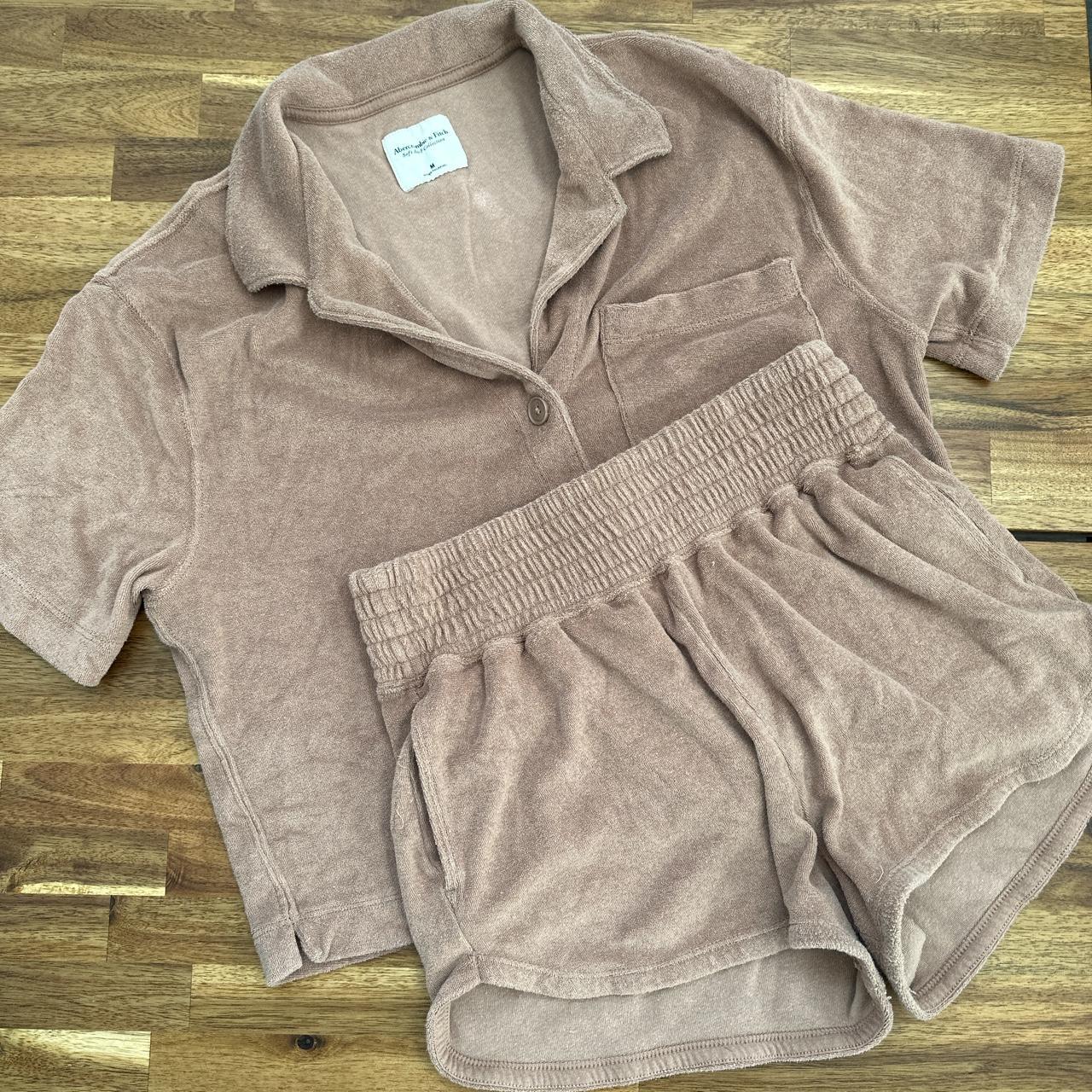 Abercrombie Terry cloth two piece set Worn once on... - Depop