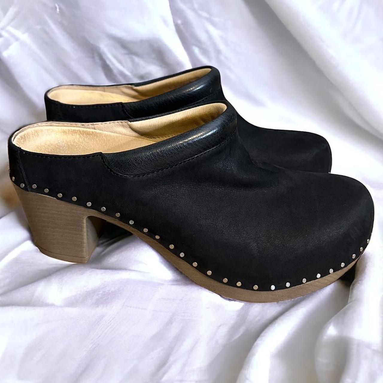 Dansko heeled clogs In great used condition- very... - Depop