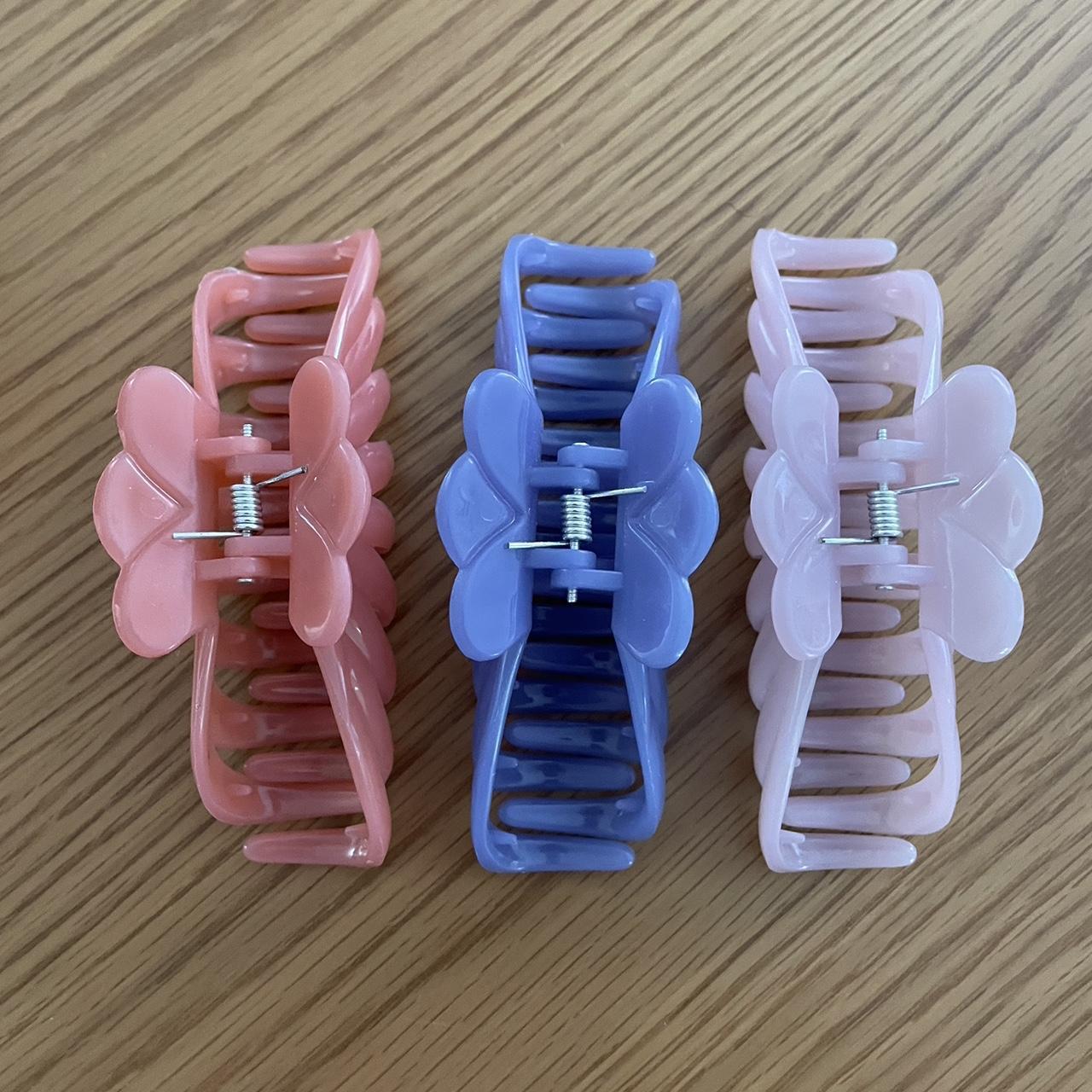 3 plastic claw clips bundle , New never been used,... - Depop