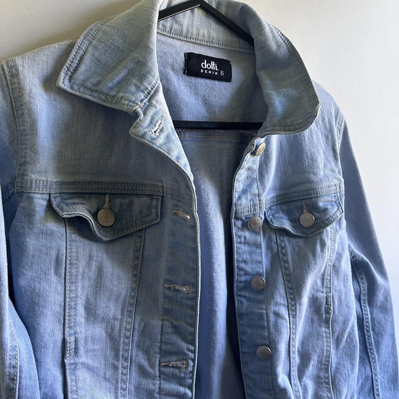 dotti size 6 basic blue denim jacket! in excellent... - Depop