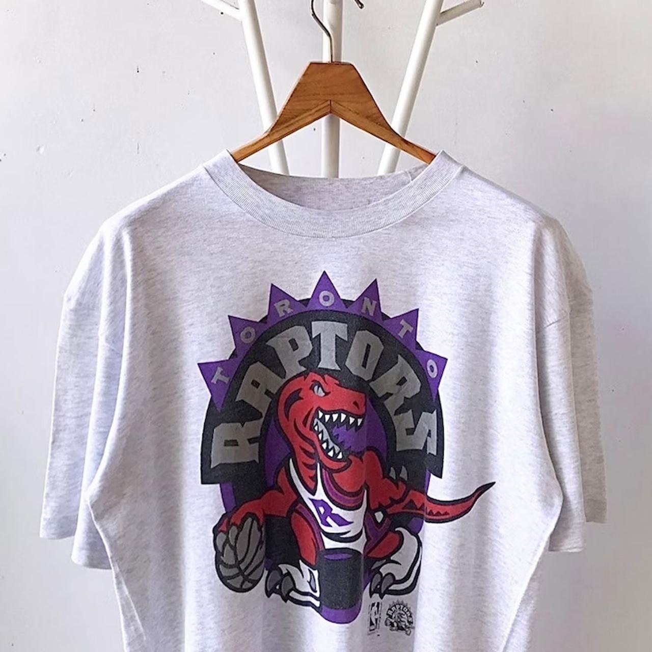 90s Toronto Raptors NBA t-shirt - Depop