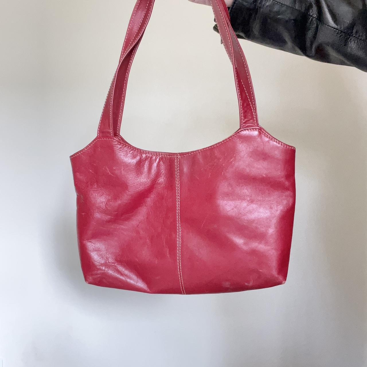 Womens Bass Red Vintage Leather Purse • wearing on... - Depop