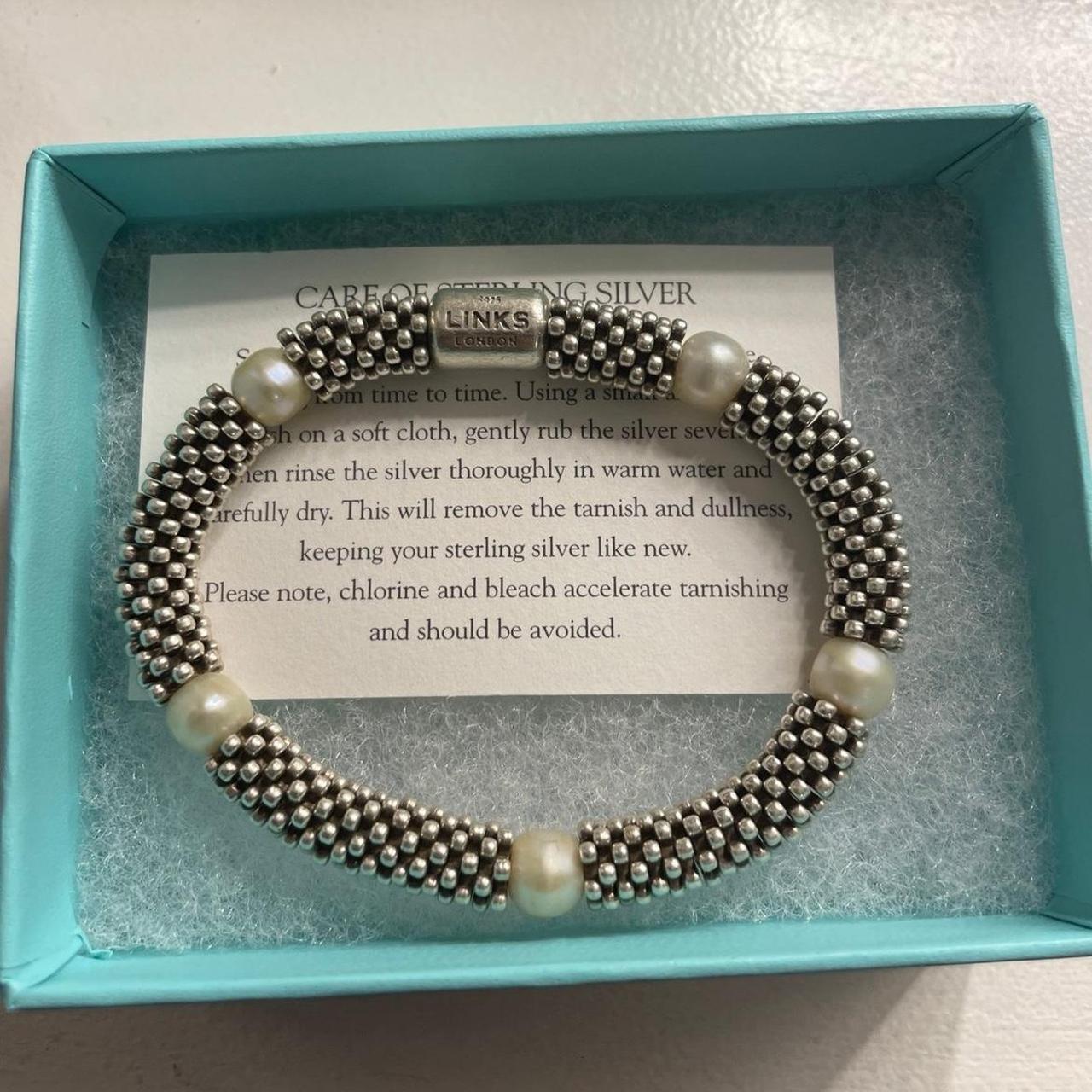 Rare authentic links of London pearl bracelet - Depop