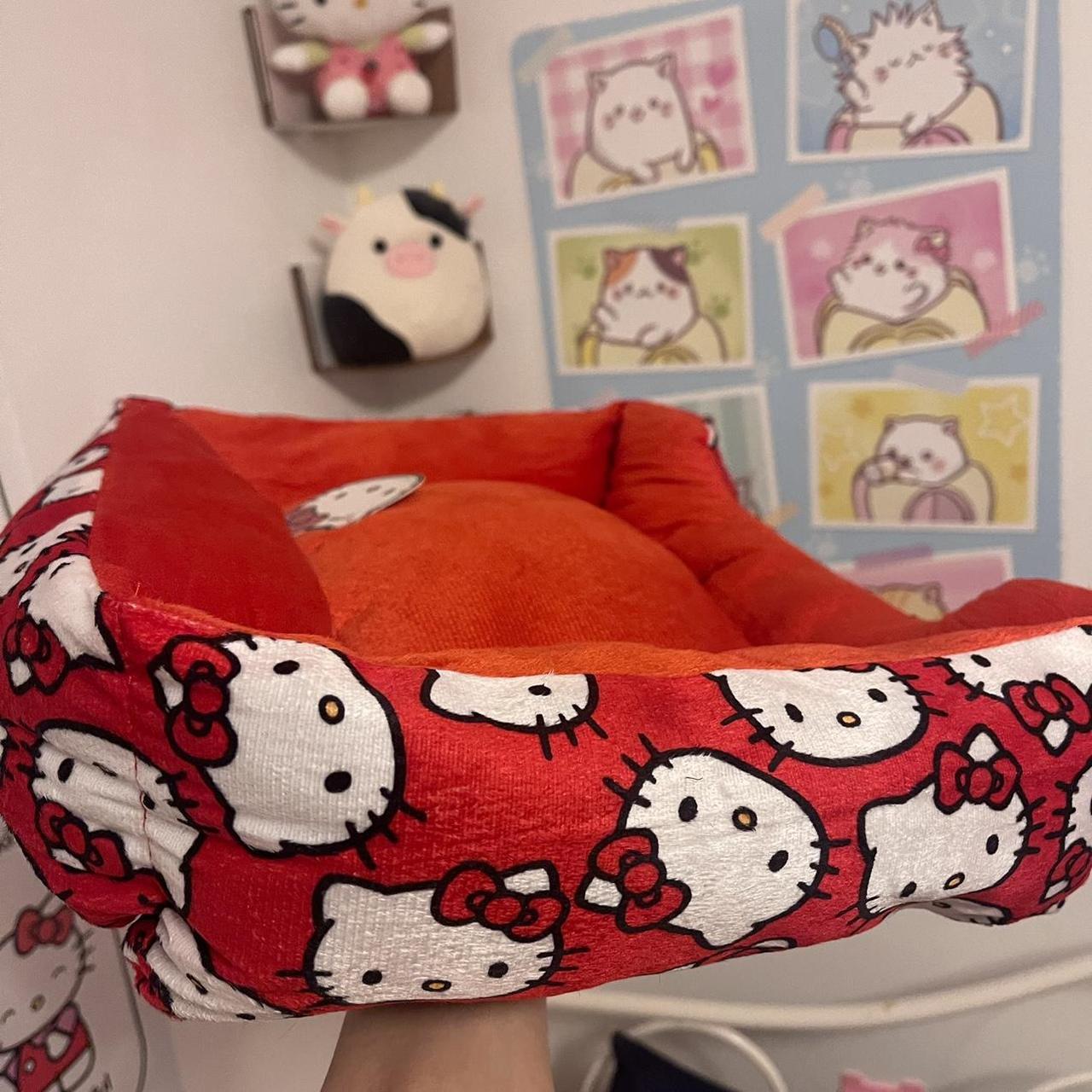 Hello kitty pet bed brand new with tags - Depop