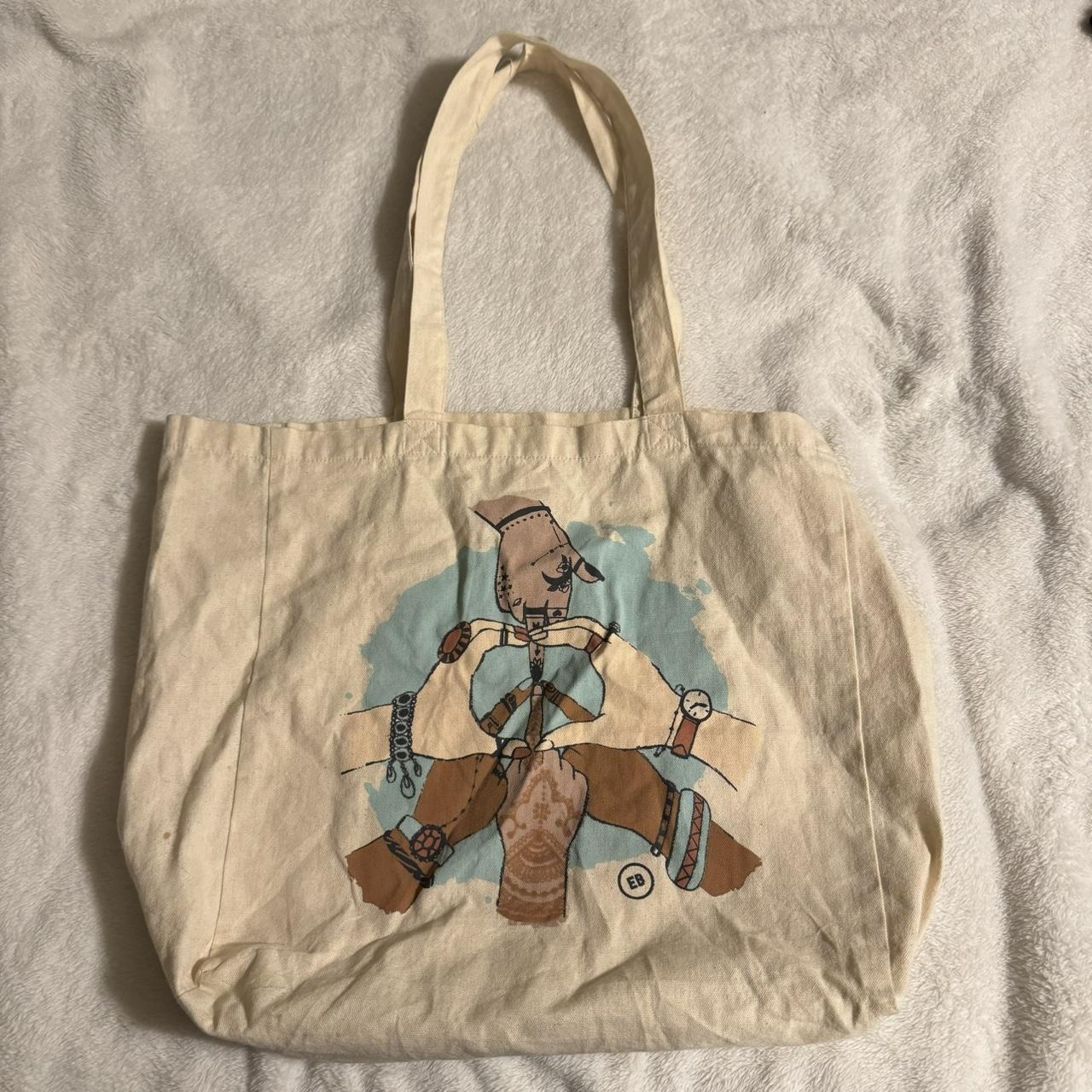 Earthbound tote Small stain - Depop