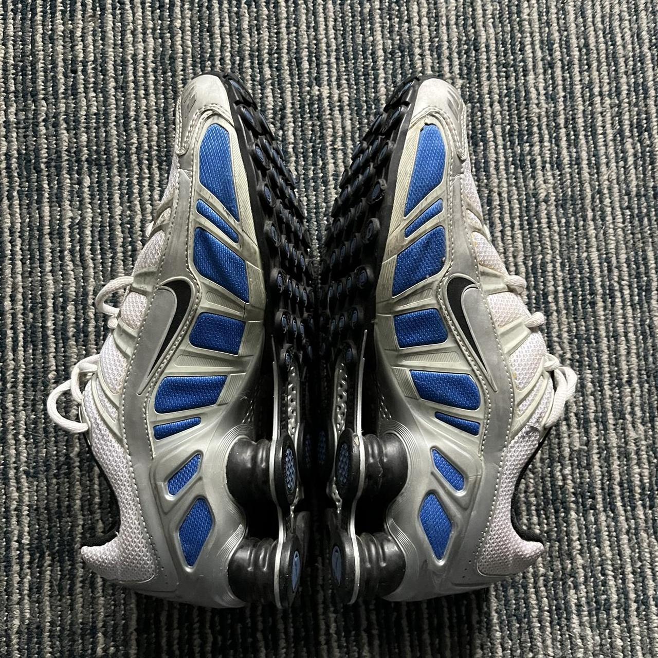 8.5 Men’s Rare Y2K Nike Shox 2000s Retro Sneaker... - Depop