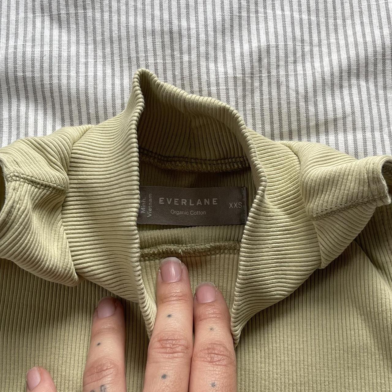 Everlane Women's Crop-top | Depop