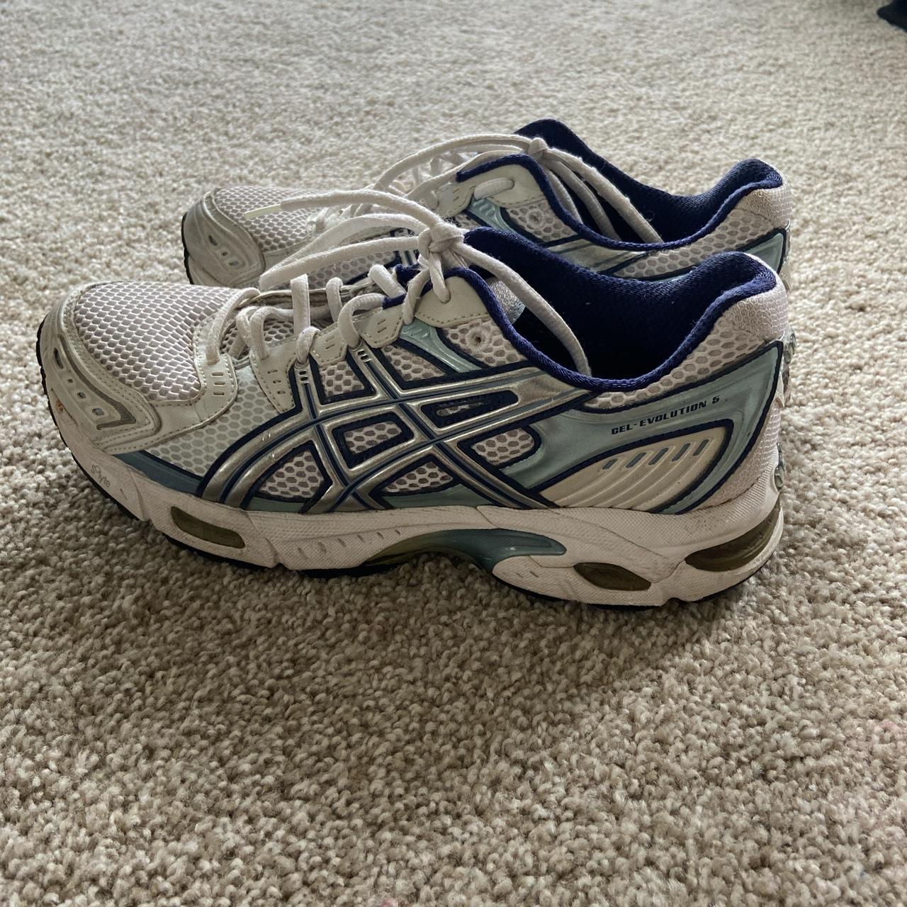 ASICS Evolution 5 Sneakers Size 9 women’s Used... - Depop