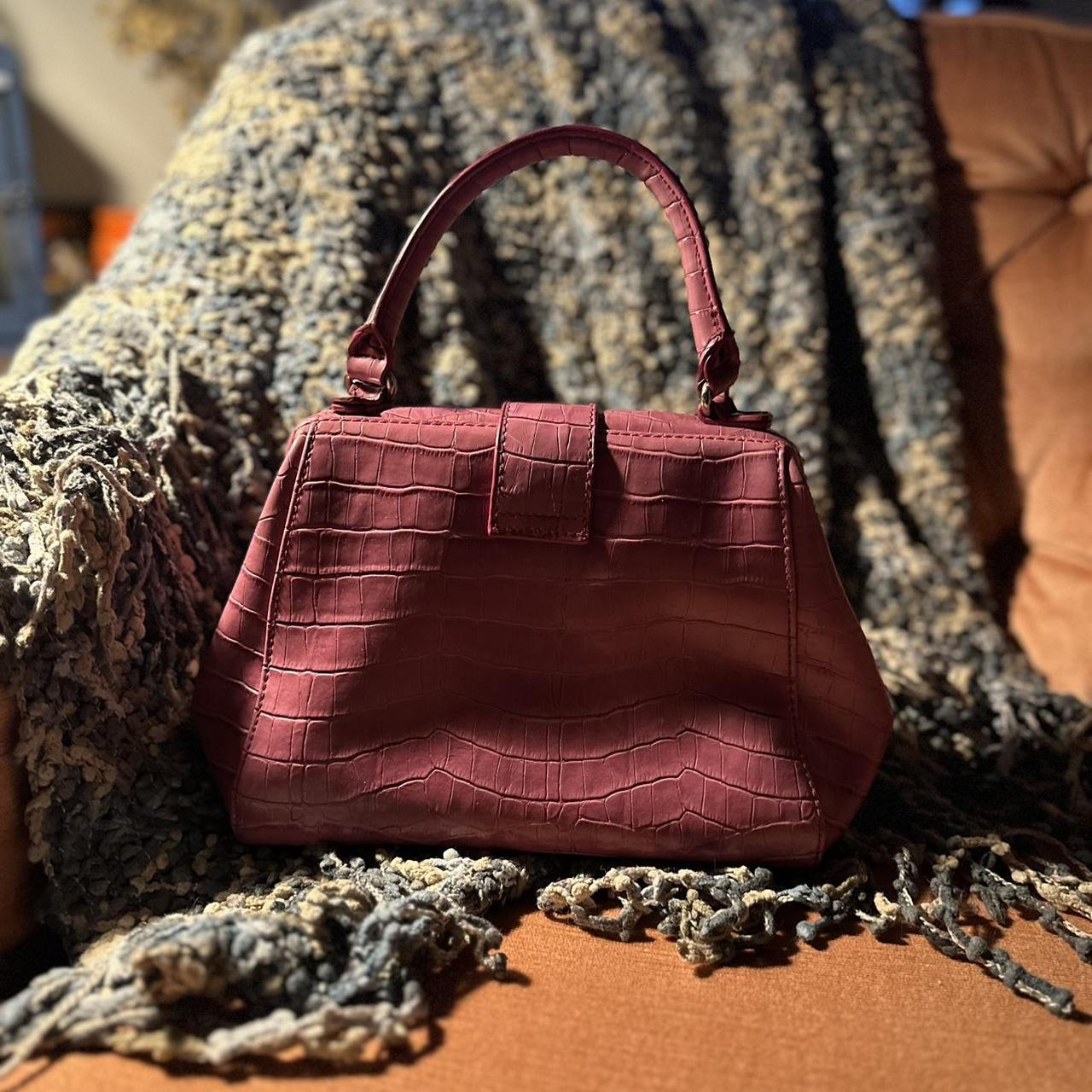 A cute cunty bag to go with any outfit! 💞 - Depop