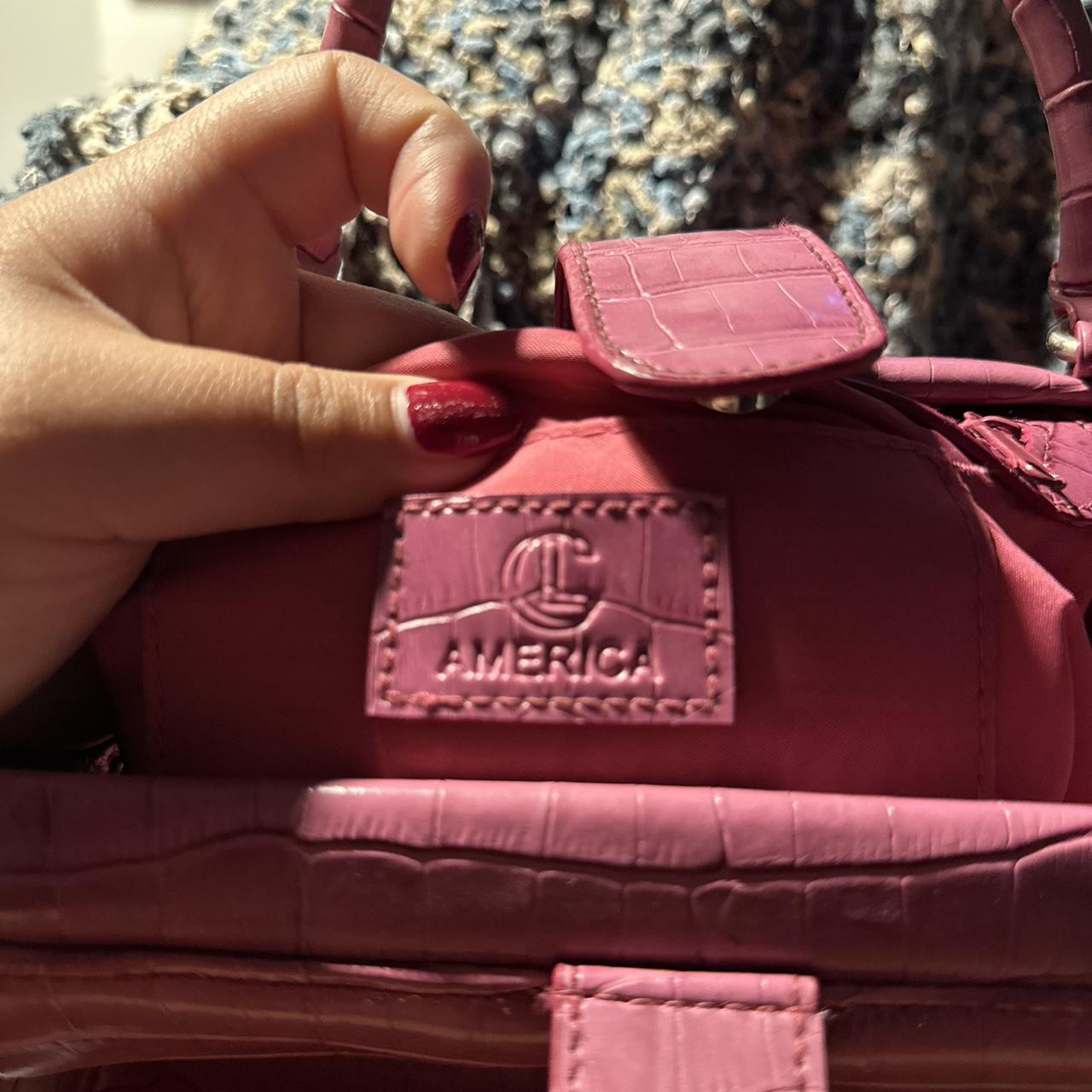 A cute cunty bag to go with any outfit! 💞 - Depop