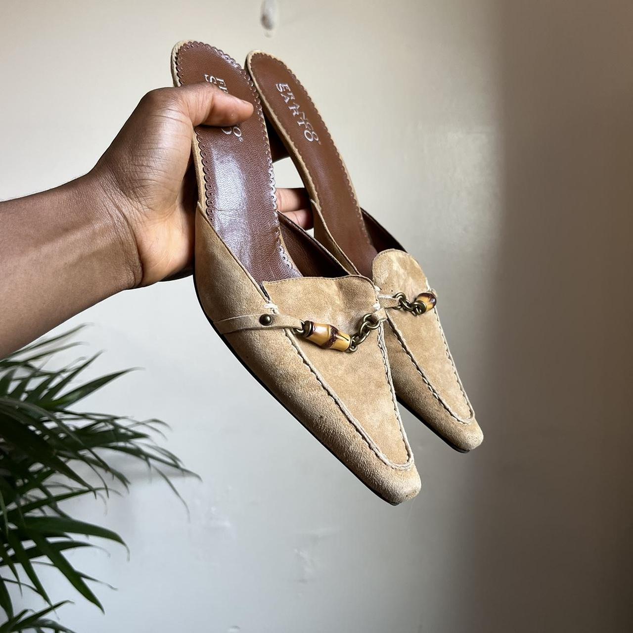 Women's Tan and Cream Mules | Depop