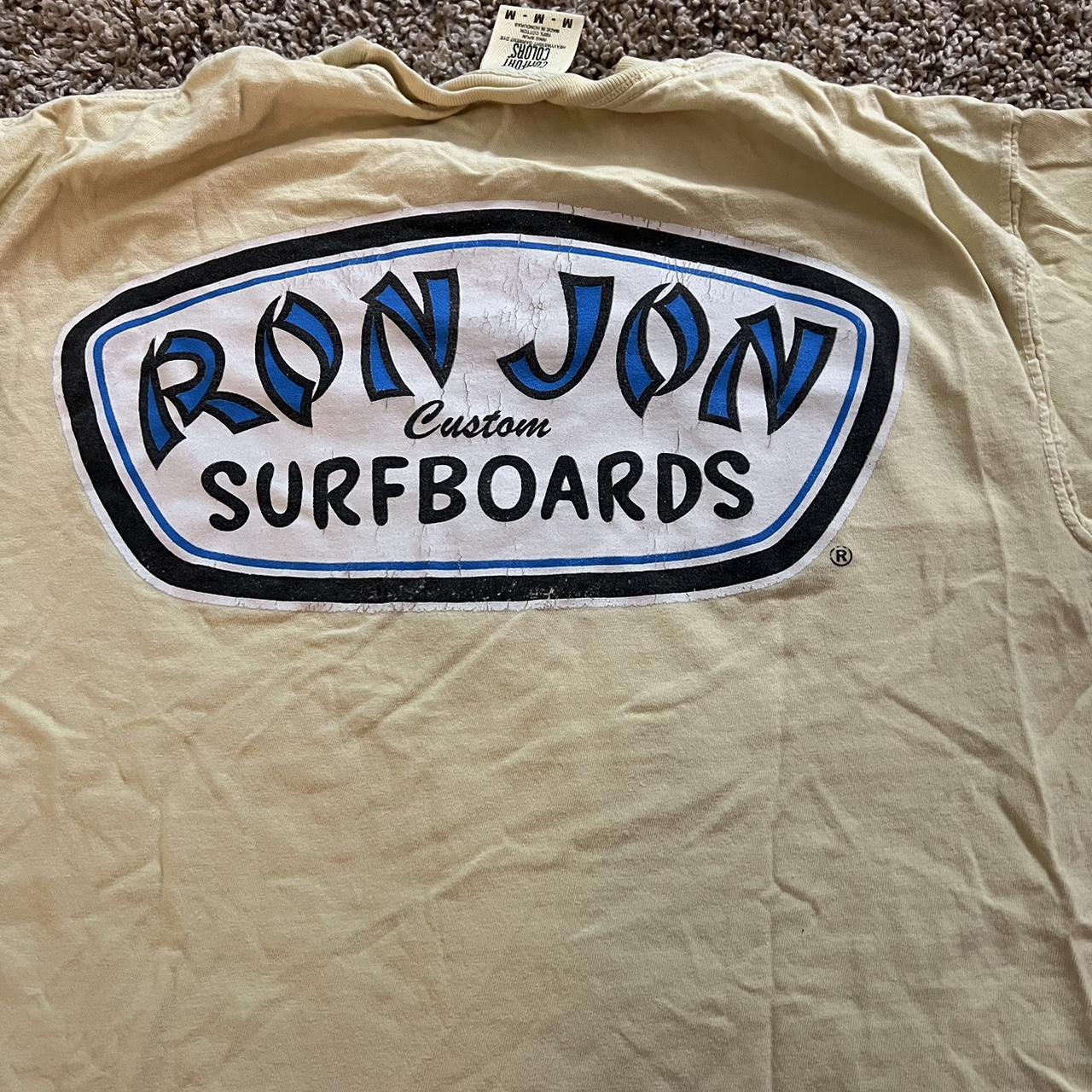 super cute ron jon shirt - Depop