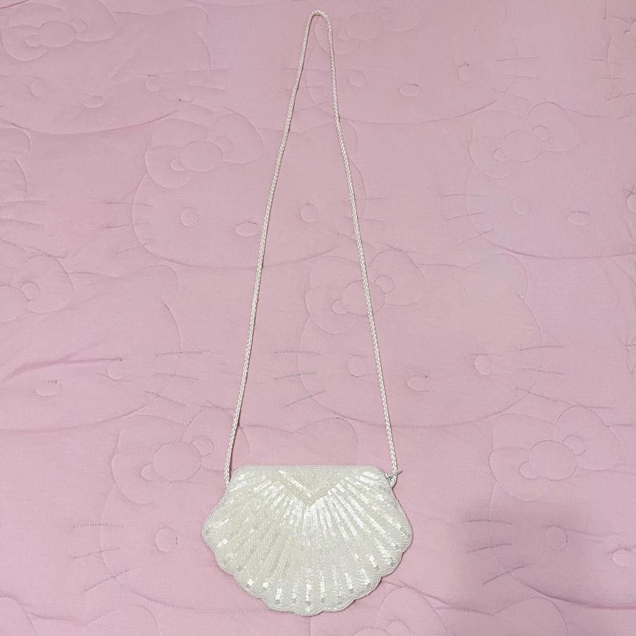 White Beaded Shell Purse💖 -perfect condition, no... - Depop