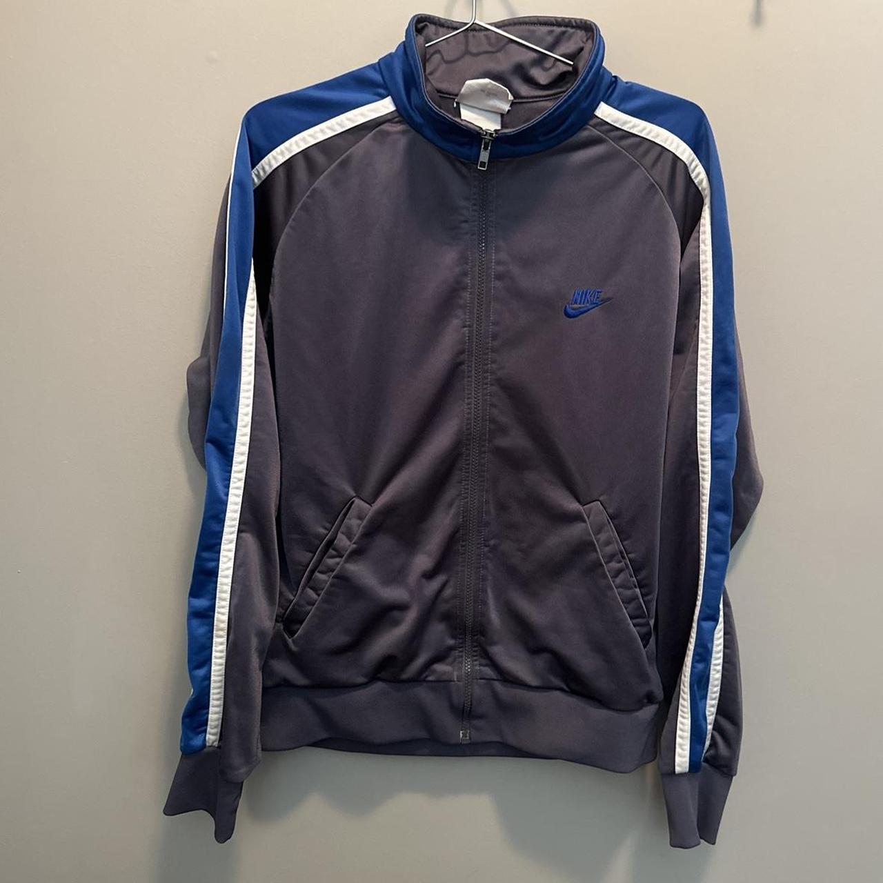 Vintage Nike Zip Up Jacket Large Measurements:... - Depop