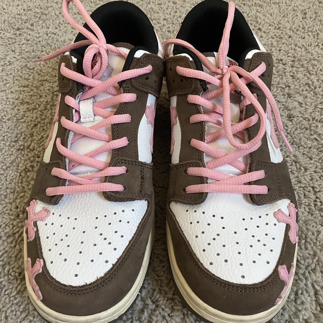 No owners og cross low dunks. Worn twice, very... - Depop