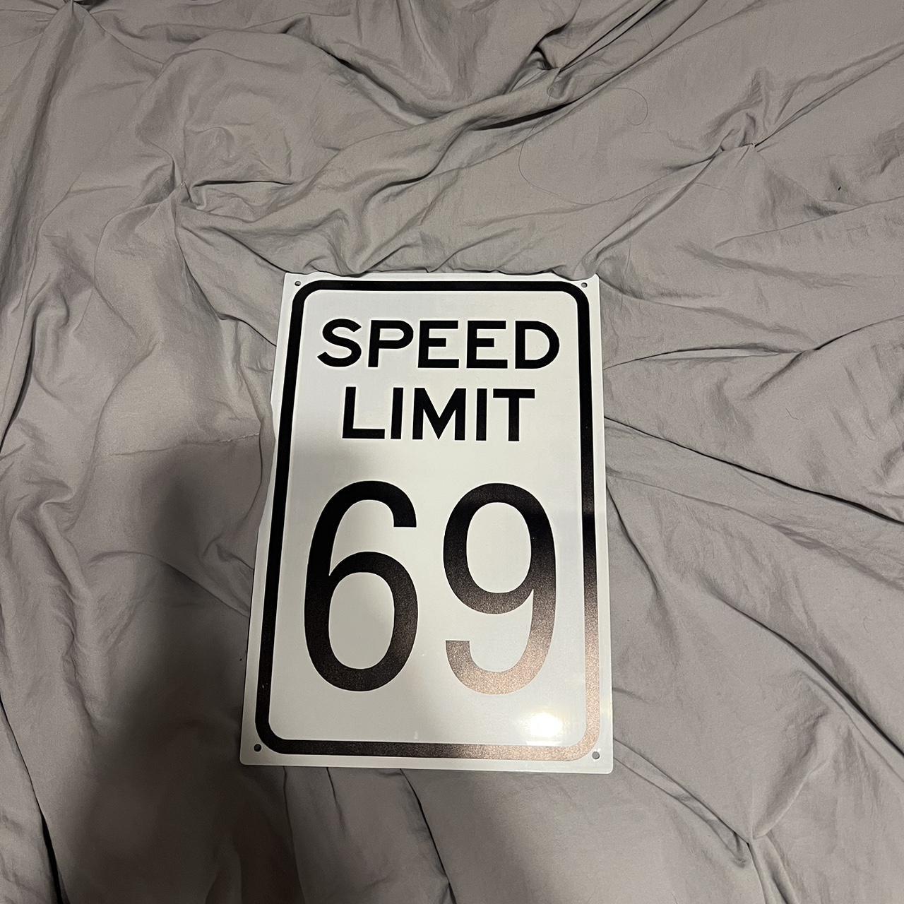 room sign good as new open to offers - Depop