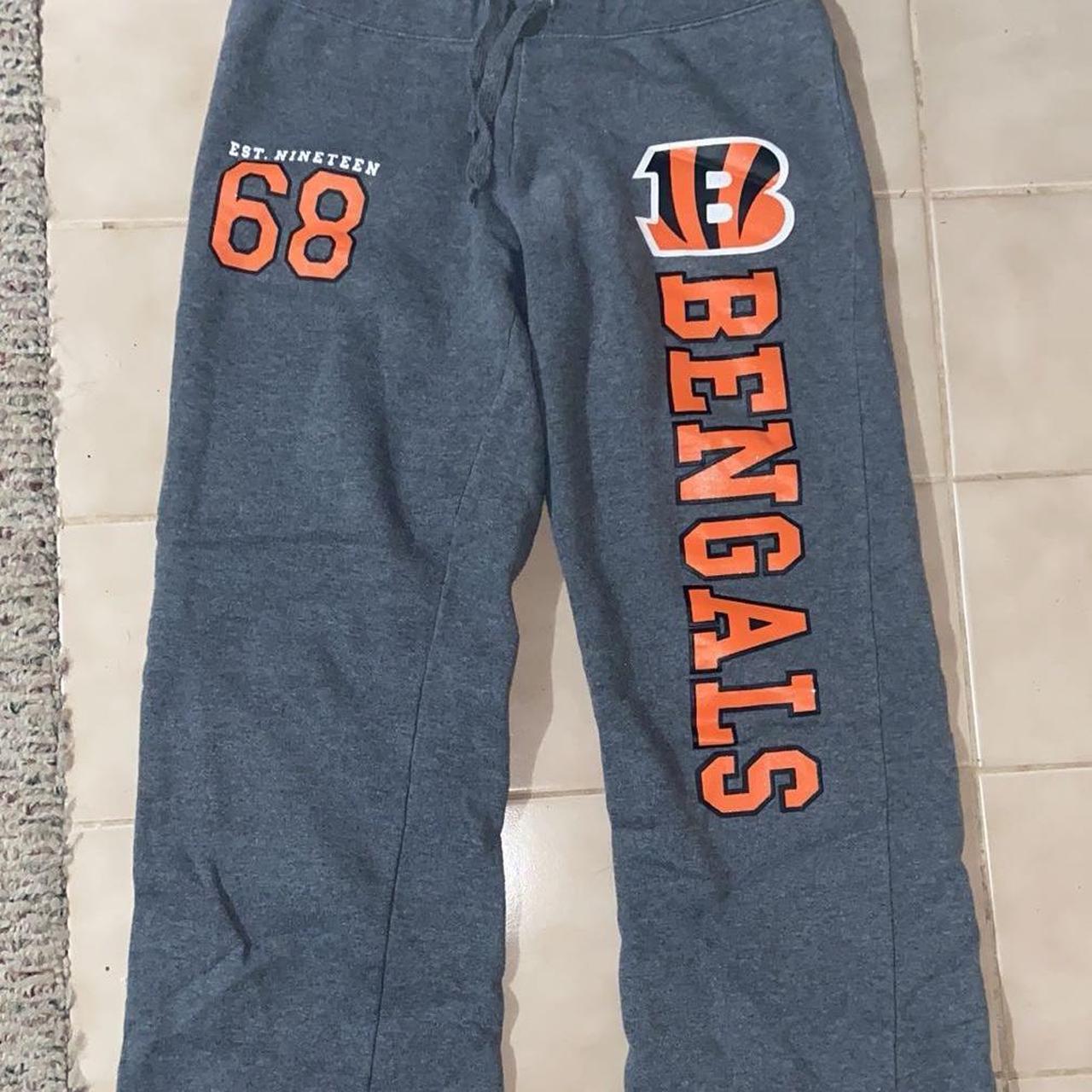 NFL Cincinnati Bengals women’s medium sweatpants.... - Depop