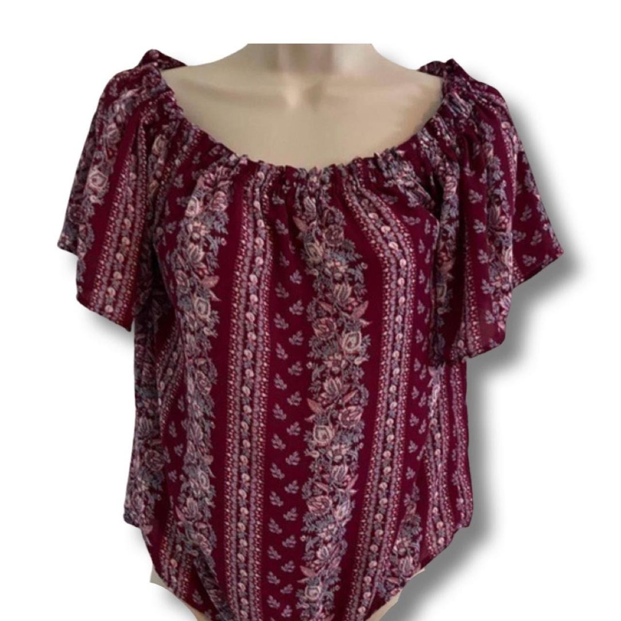 Women's Pink Rose Small top. Super cute and ready... - Depop