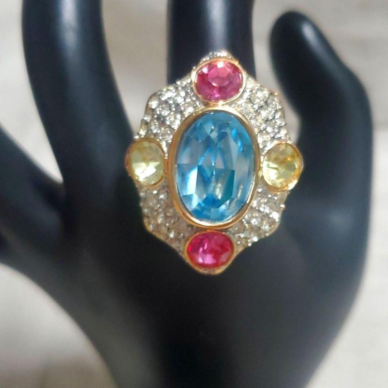 This ring is so 80's gaudy I freaking love it,... - Depop