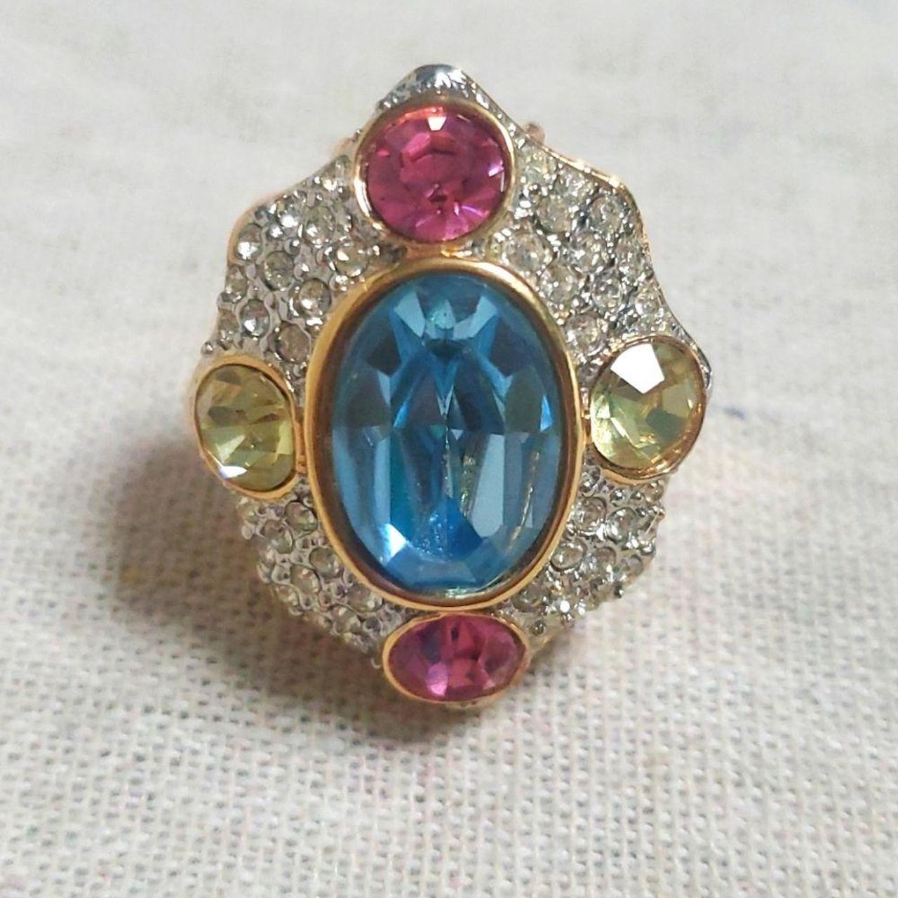 This ring is so 80's gaudy I freaking love it,... - Depop