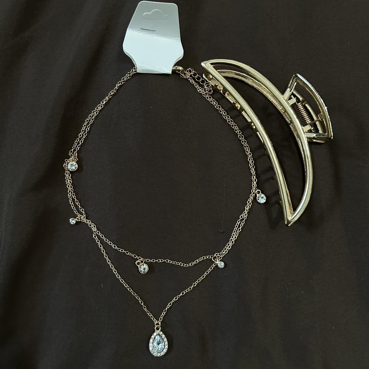 gold layered necklace & gold claw clip selling... - Depop