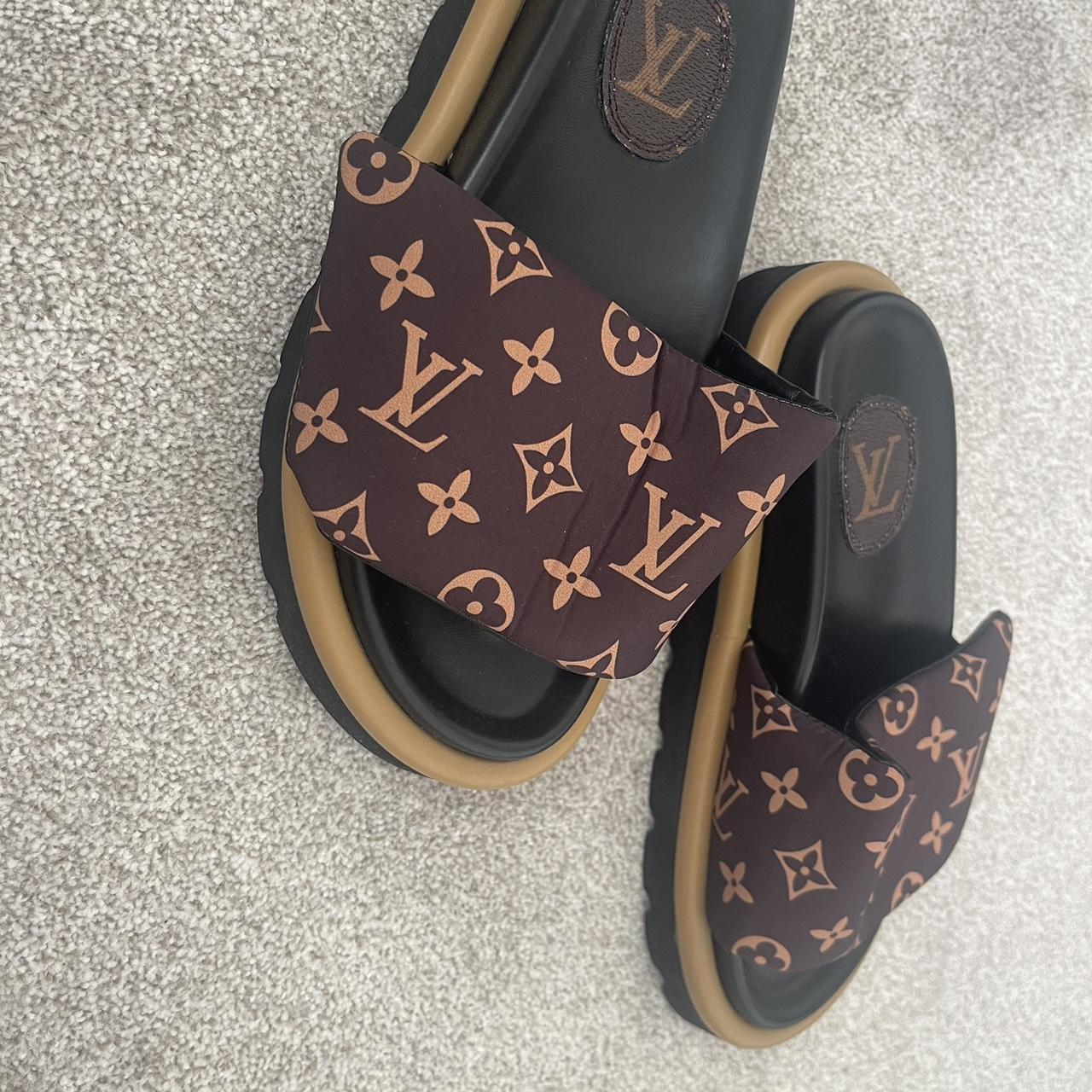 Louis Vuitton sliders Never worn to small... - Depop