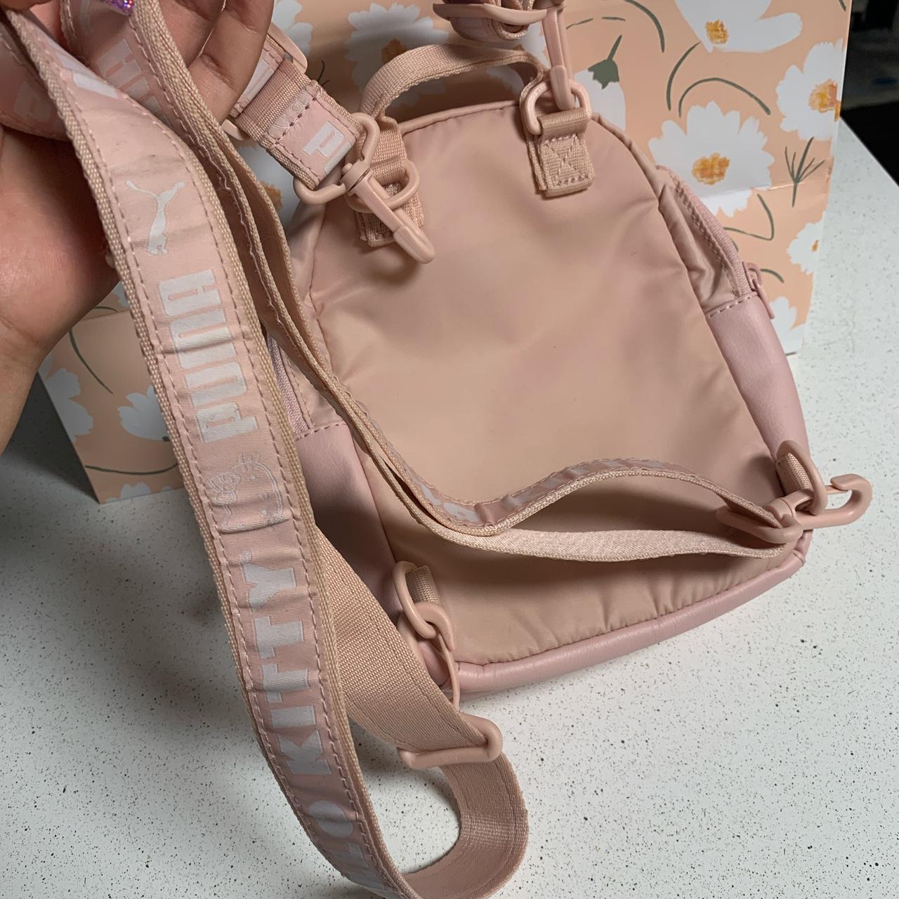 Puma Women's Pink Bag | Depop