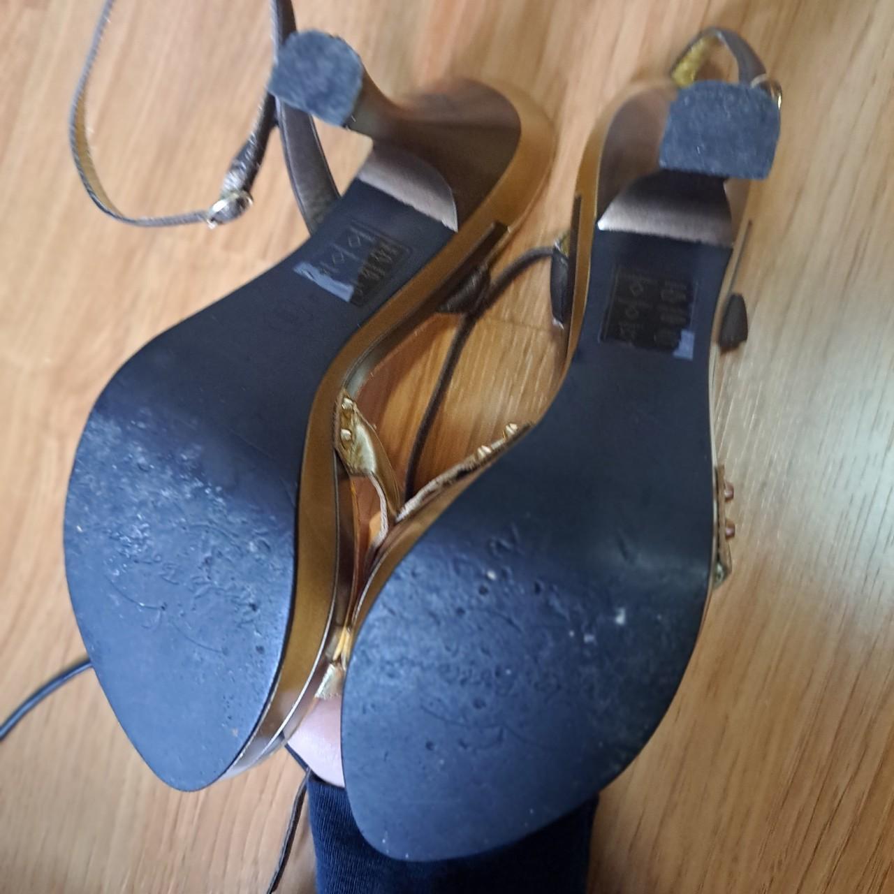 Apple bottom heels Actually very easy to walk in... - Depop