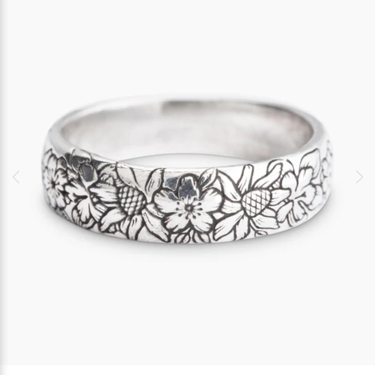 Digby & Iona Flower Wreath band - RRP: $250 Still... - Depop
