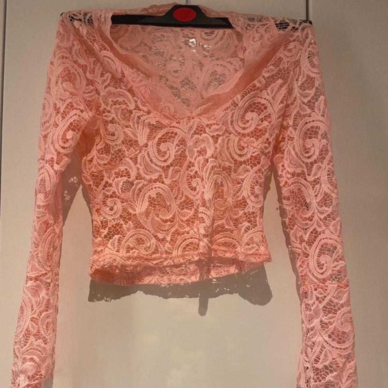Pink lace long sleeve crop top #festivalvibes #dinner | Depop