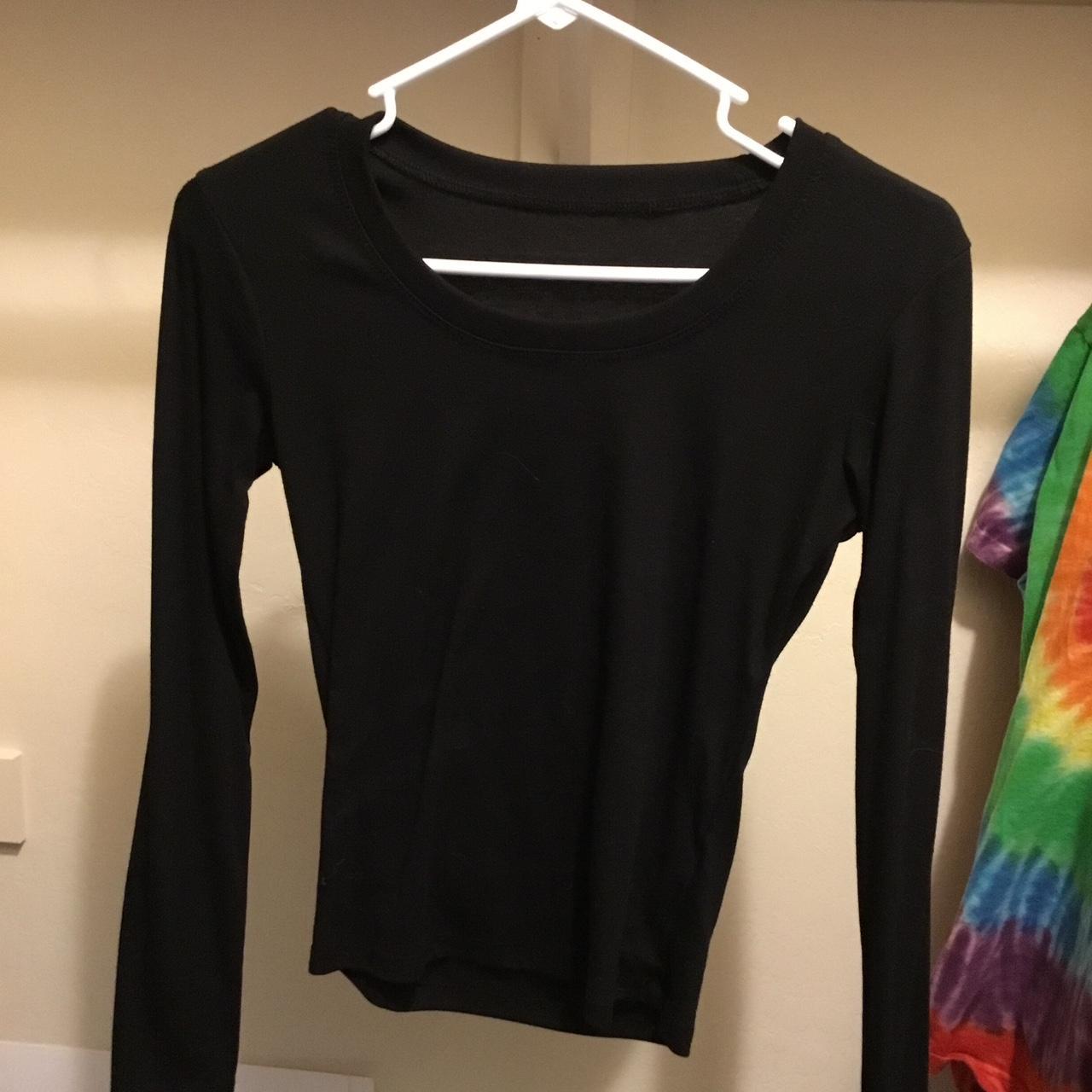Small black cropped long sleeve | Depop