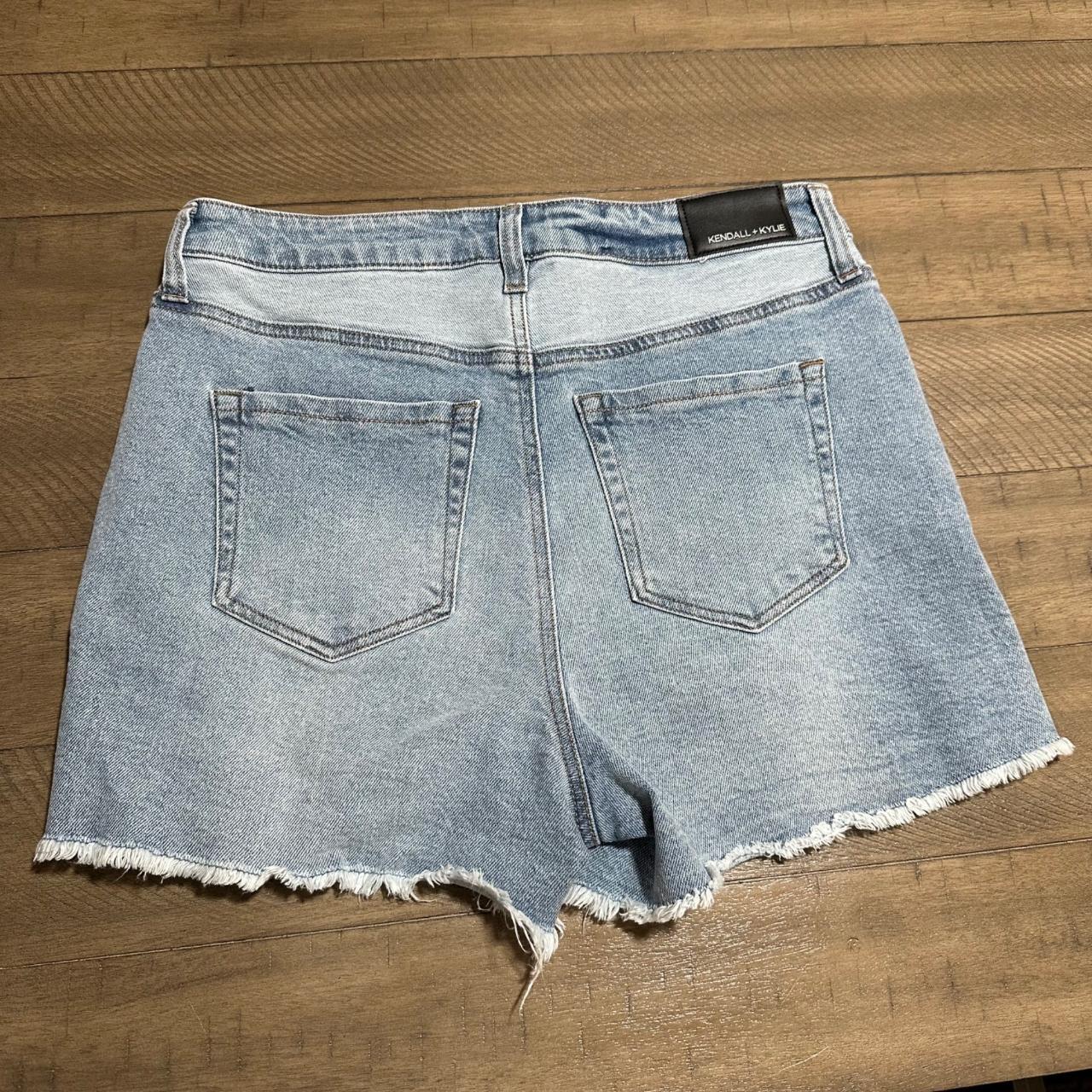 Kendall + Kylie The Icon Short Denim Shorts Sz... - Depop