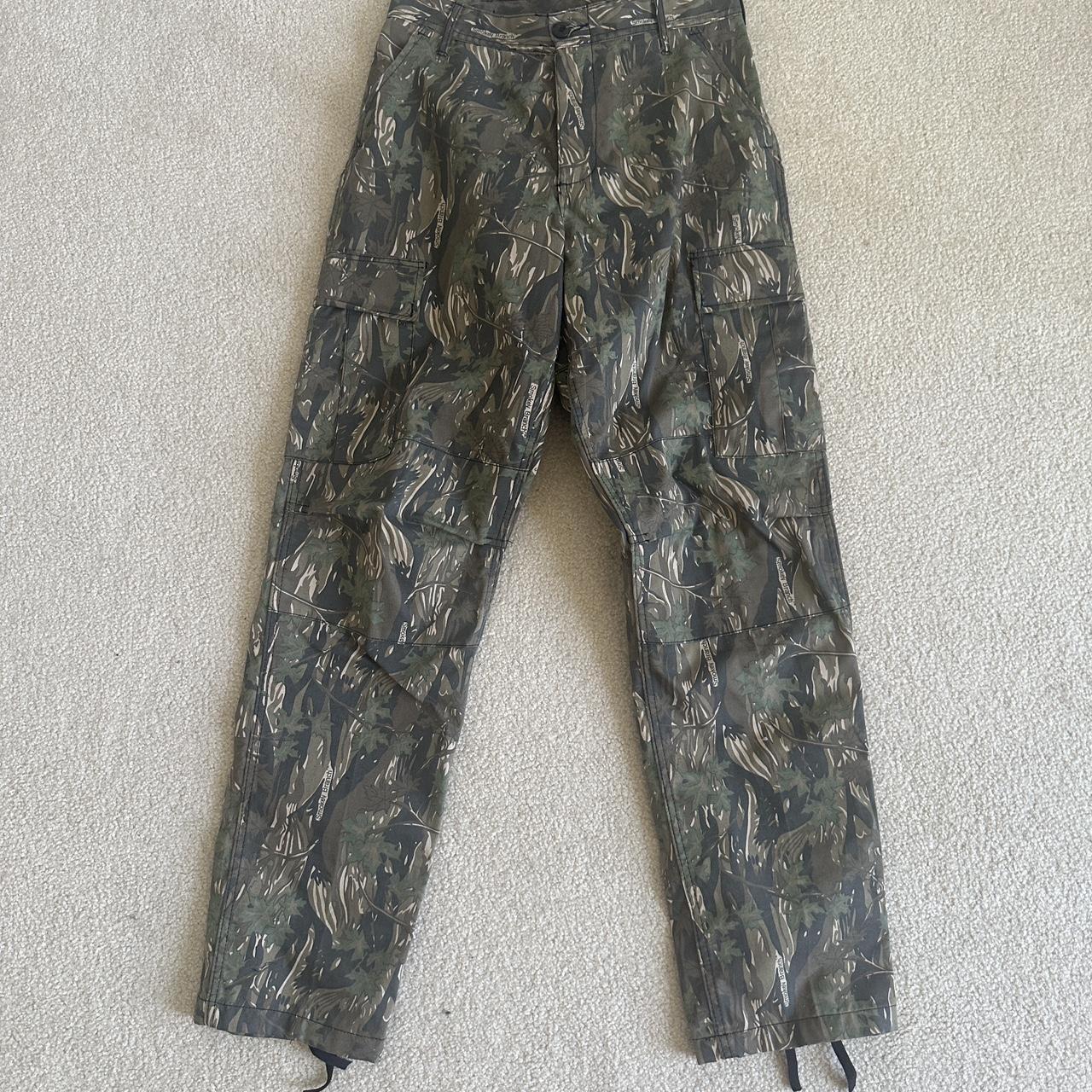Camo Pants from Urban outfitters 27-31 waist - Depop