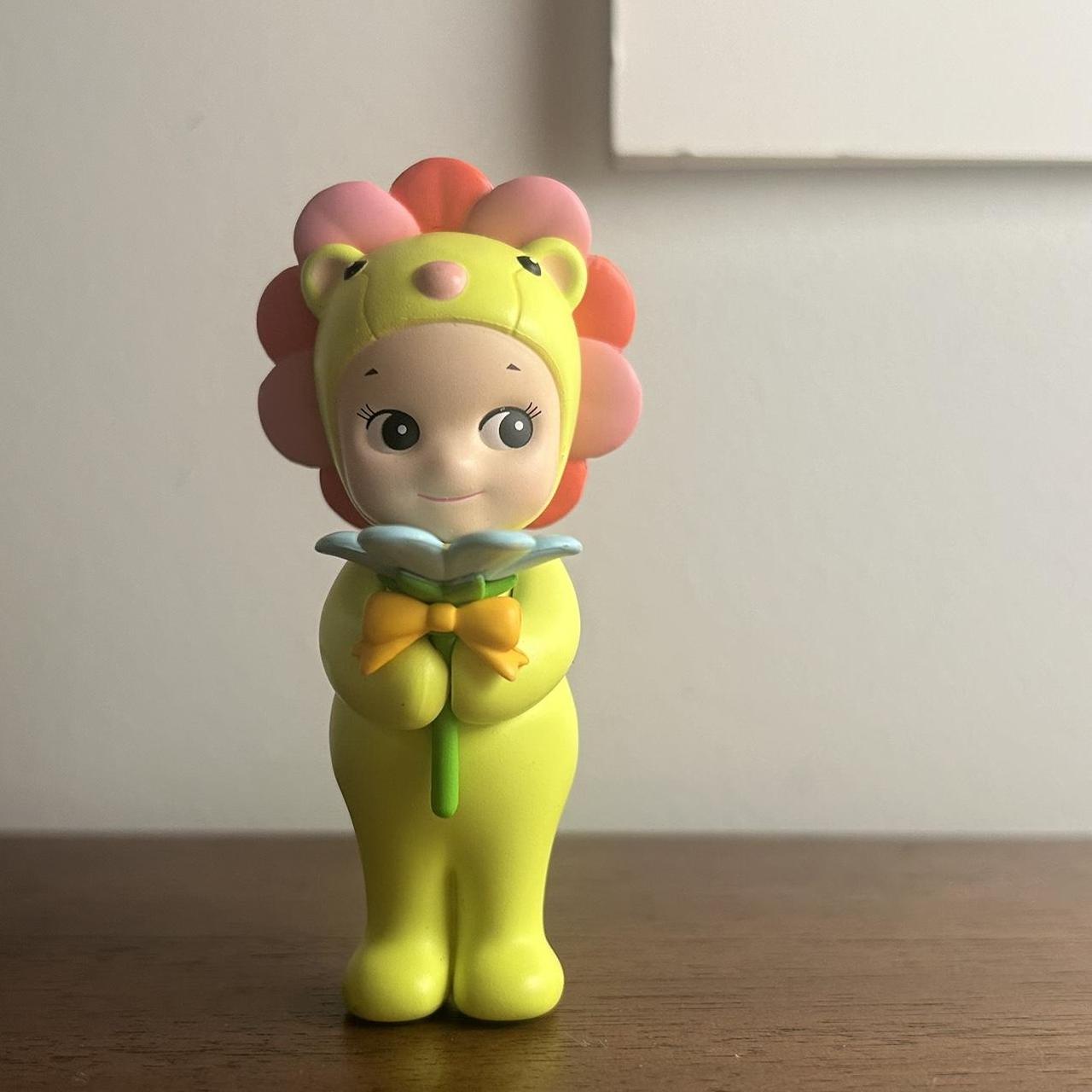 flower gift series - daisy lion lime green sonny... | Depop