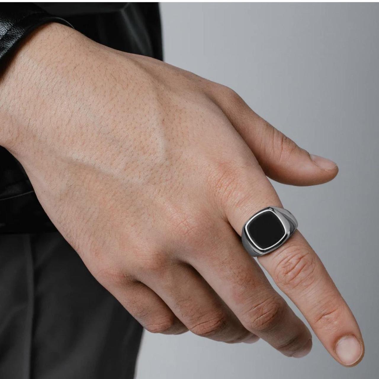 Vitaly vaurus ring. Good condition looks new but... - Depop