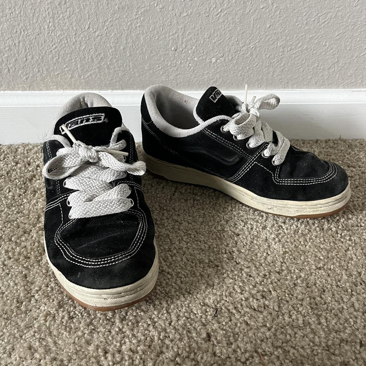 Vintage Vans y2k Cara Beth Burnside puffy skater... - Depop