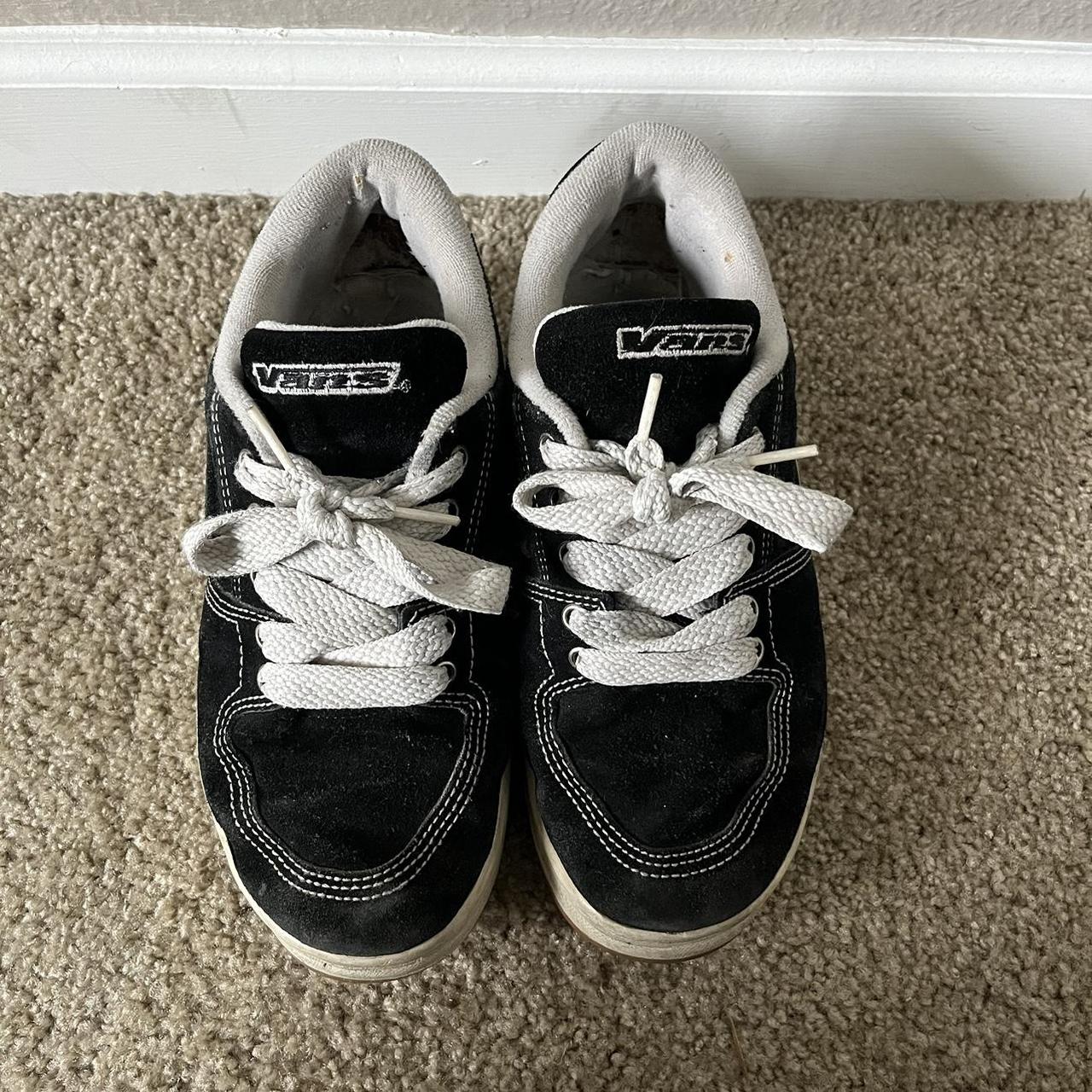 Vintage Vans y2k Cara Beth Burnside puffy skater... - Depop