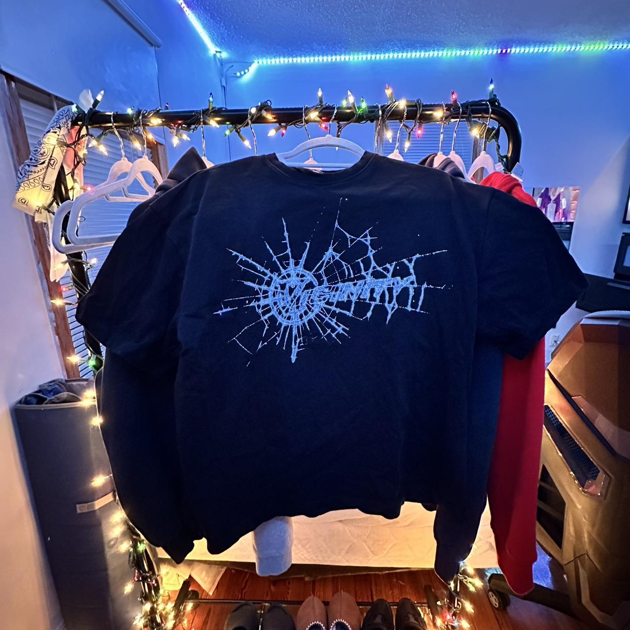 Small vicinity spider web tee (fits oversized) - Depop