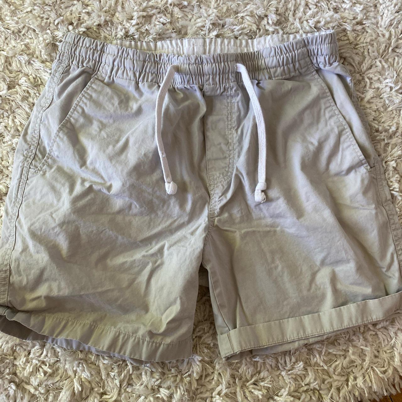 Medium Khaki CHAPS shorts 💫 Hardly worn 💫 Great... - Depop
