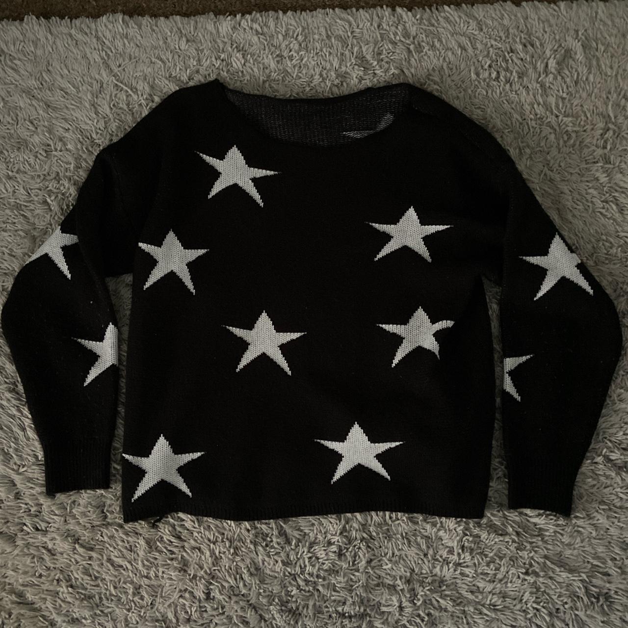 Stretchy Star Sweater No stains or holes Size... - Depop
